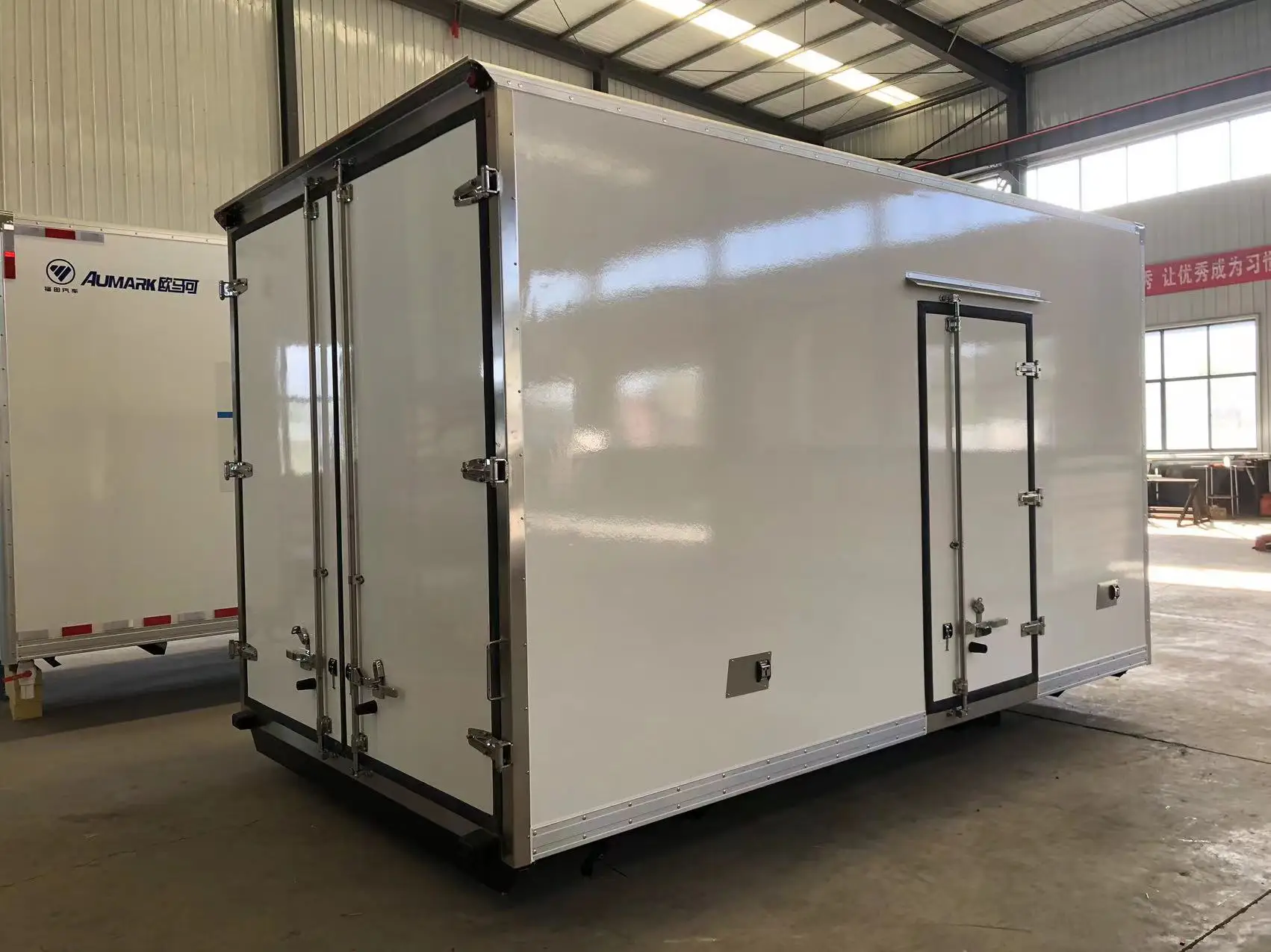 Wholesale Electric Refrigerated Truck Body Gfrp Pu Transport Fruit Meat ...