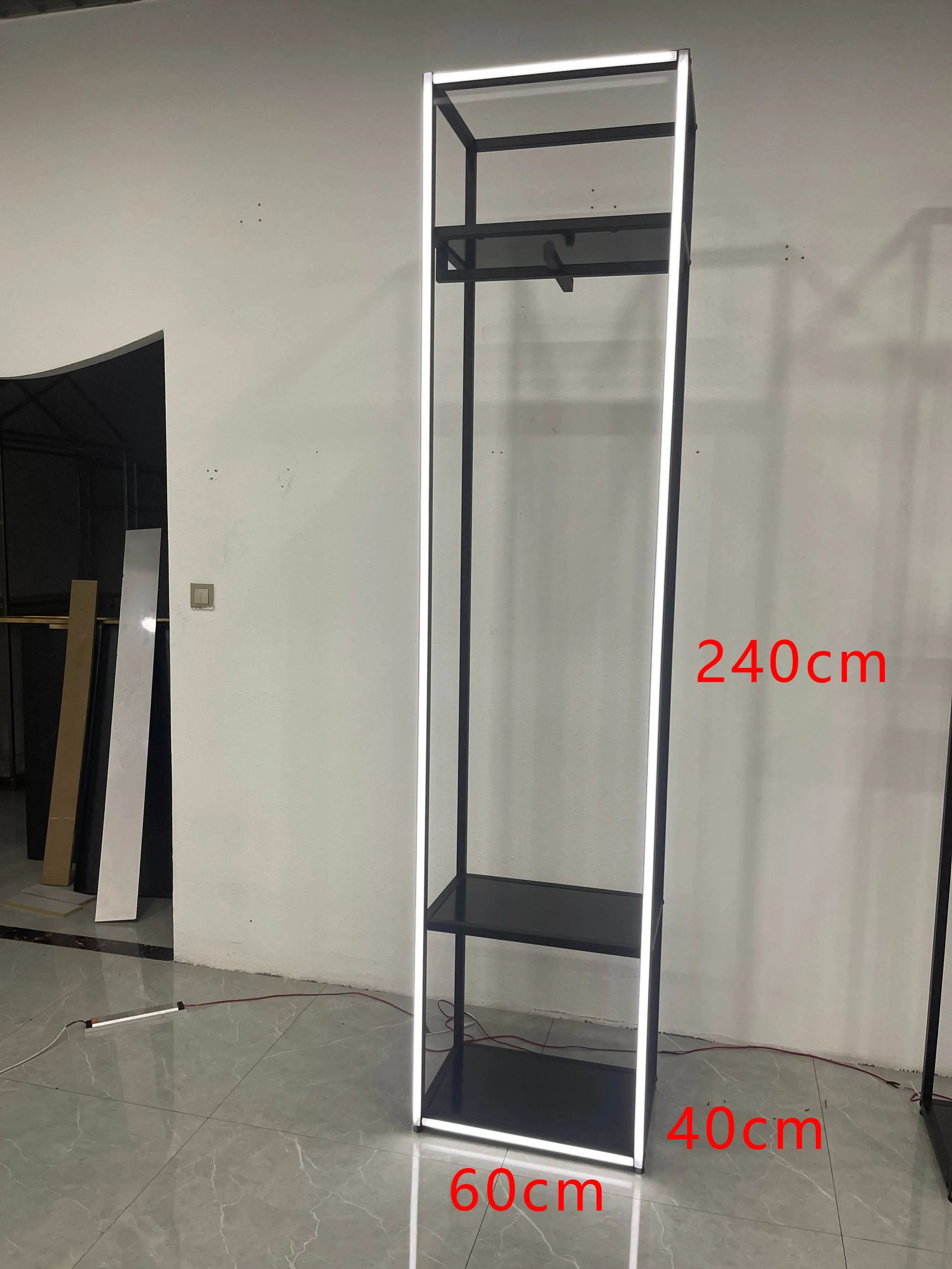 Custom Metal Cloth Display Stands - Elevate Your Store