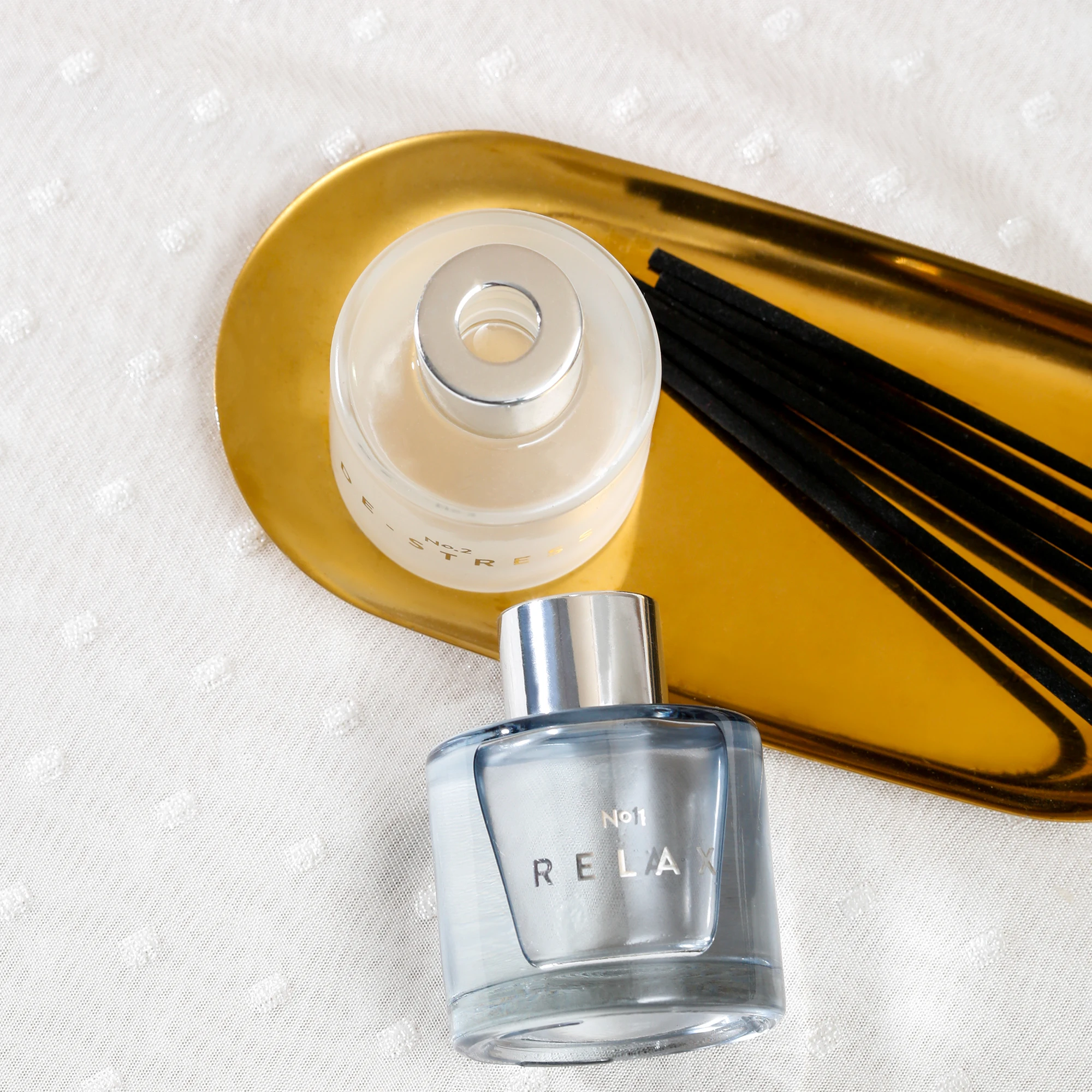 Les Parfum De Chambre Room Perfume Liquid Room Perfume Scent Diffuser ...