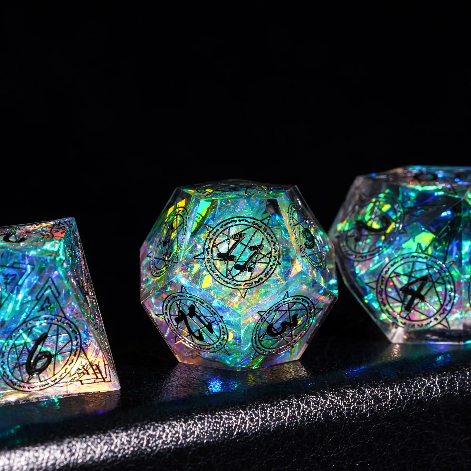 Udixi Polyhedral Custom Logo RPG Dungeons and Dragons Resin sharp Edge ...
