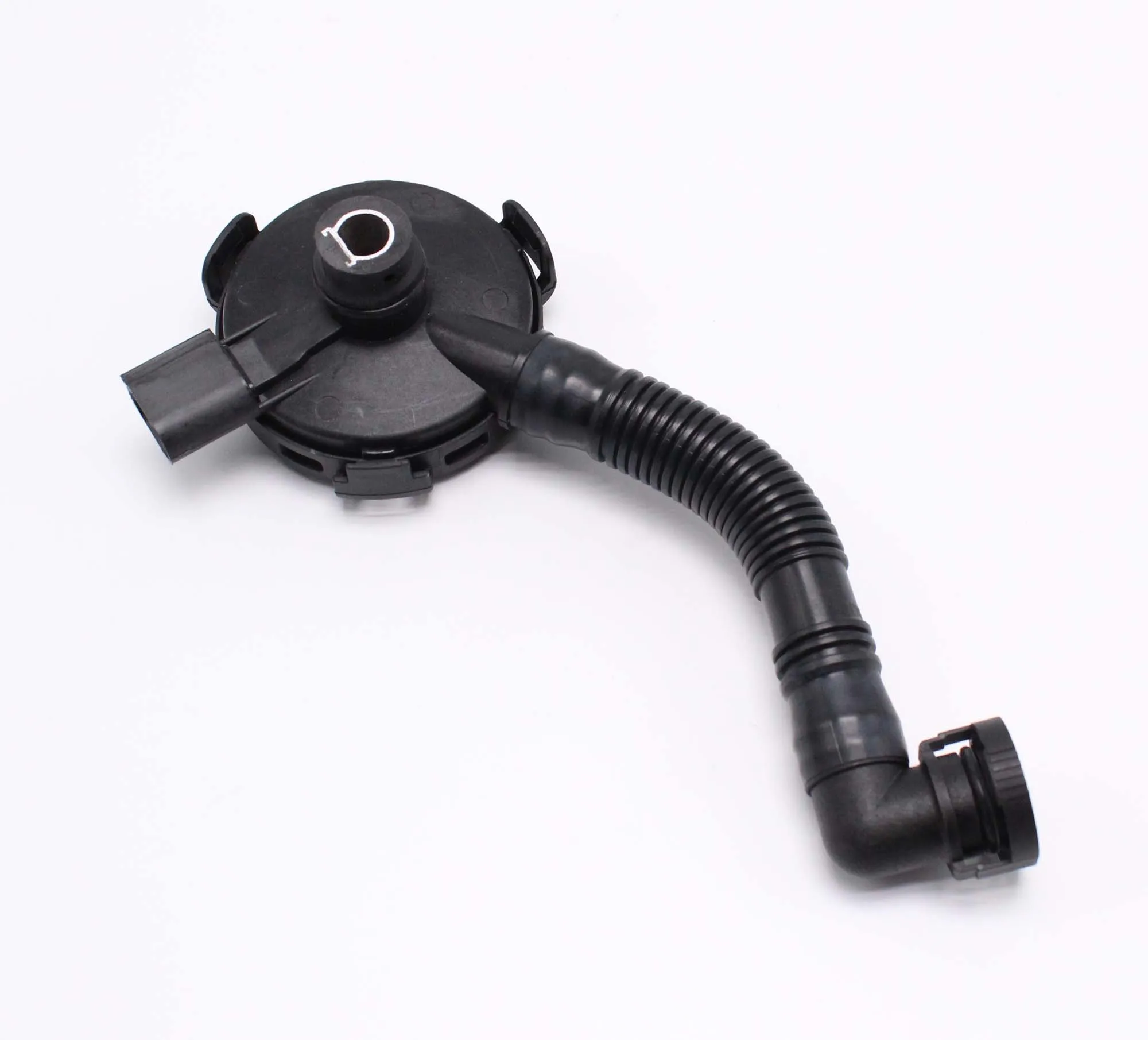 New Condition Oil Separator Crankcase Vent Valve Hose for VW Touareg ...