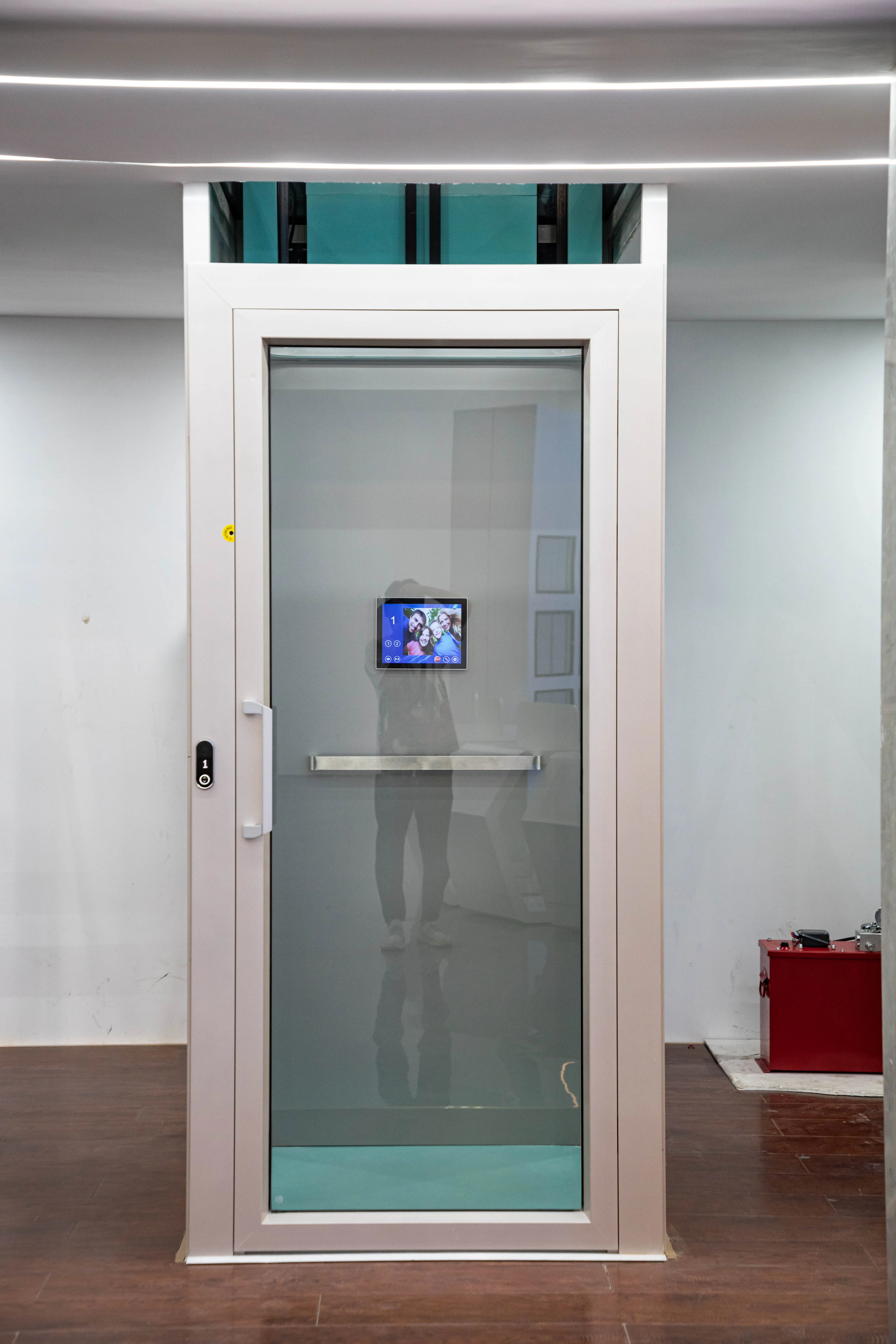 Villa Glass Elevator - Durable, Safe, and Easy to Install