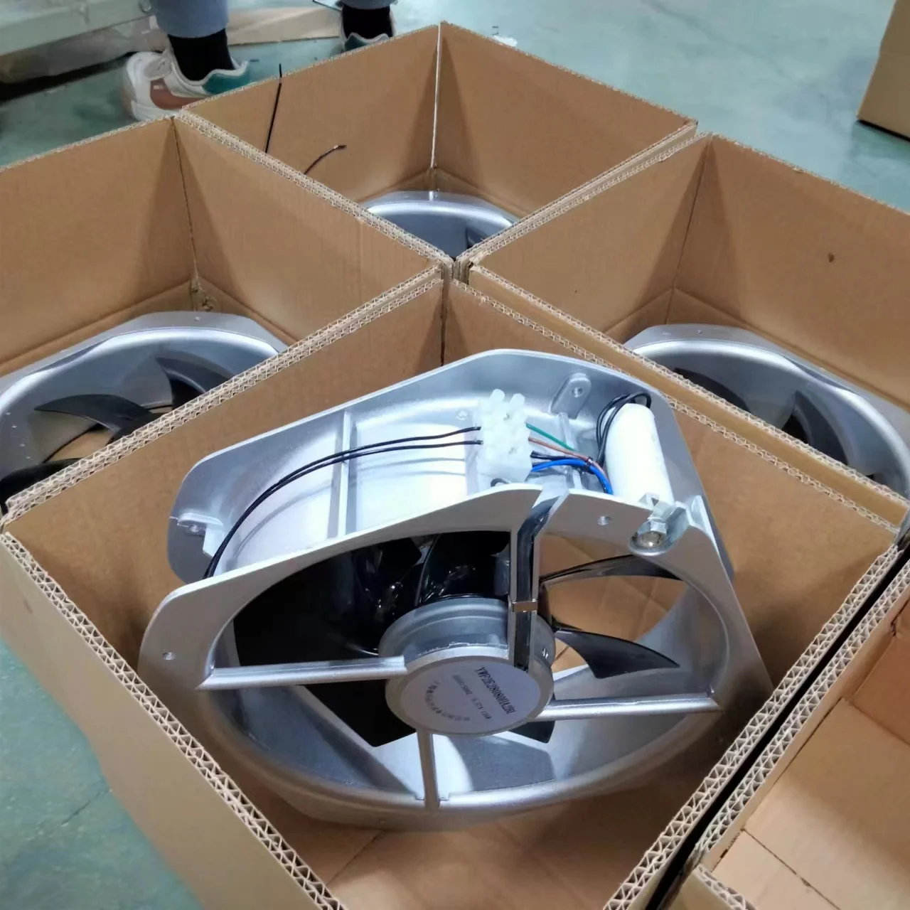 Industrial Cooling 220v Shaded Pole Induction Motor Ac Axial Cooling Fan With Metal Impeller ...