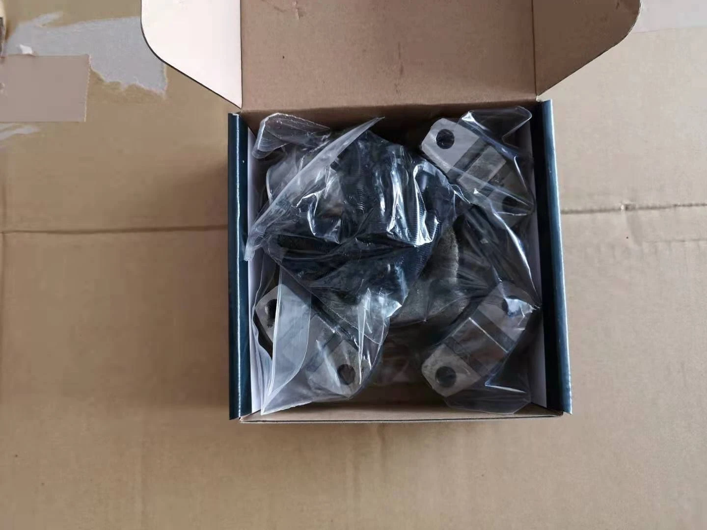 Universal Joint Cross 1373001001 Guis67 With All Accessories Parts ...