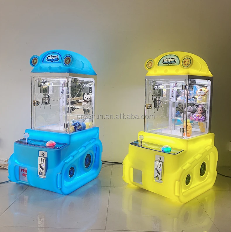 Lotto Tank Mini Claw Machine Small Toy Machine Plastic Coin Operated ...