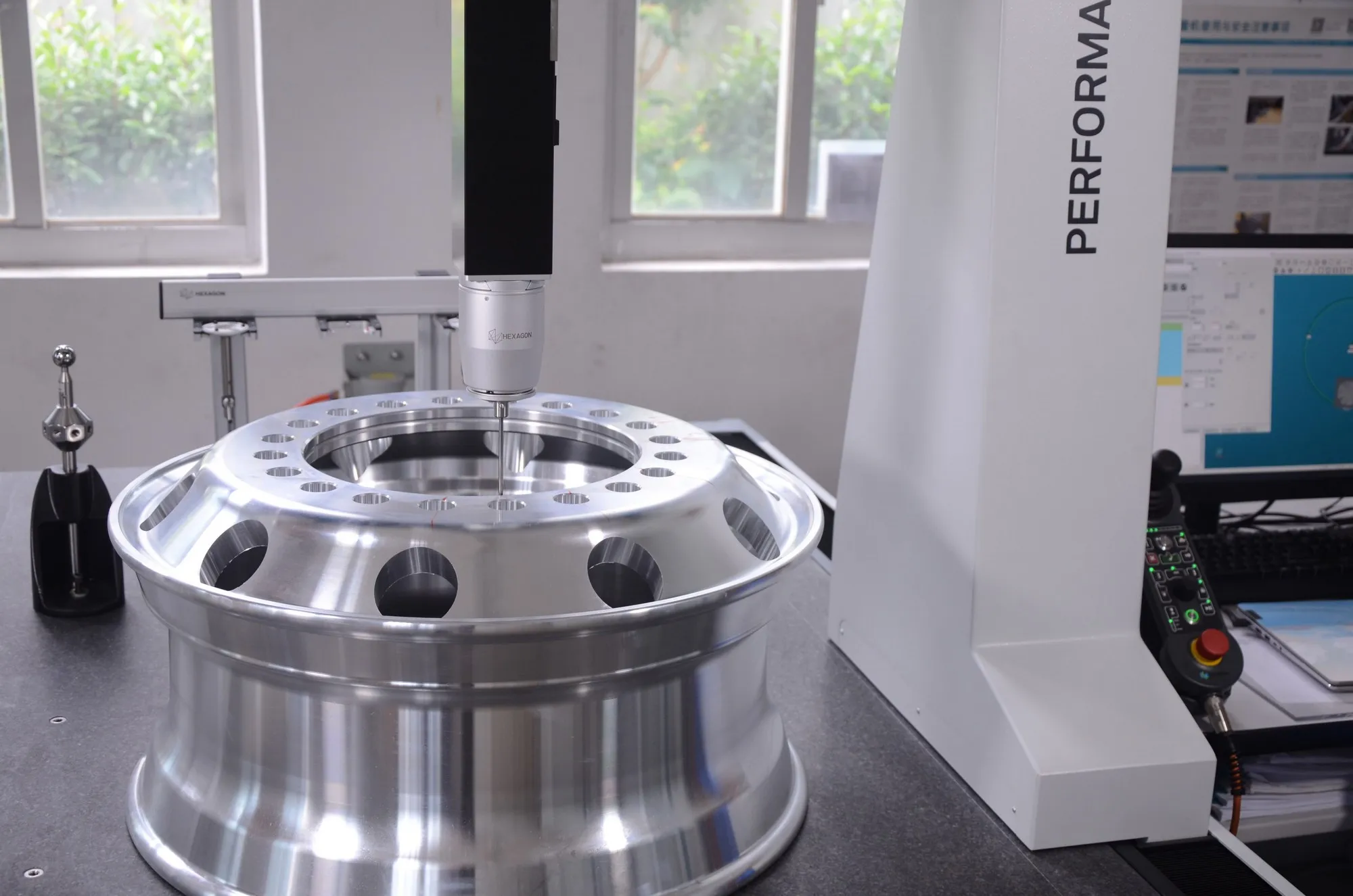 Bus Alloy Wheel Rims Pcd 10x335 22.5x7.5 Truck Aluminium Wheels - Buy ...