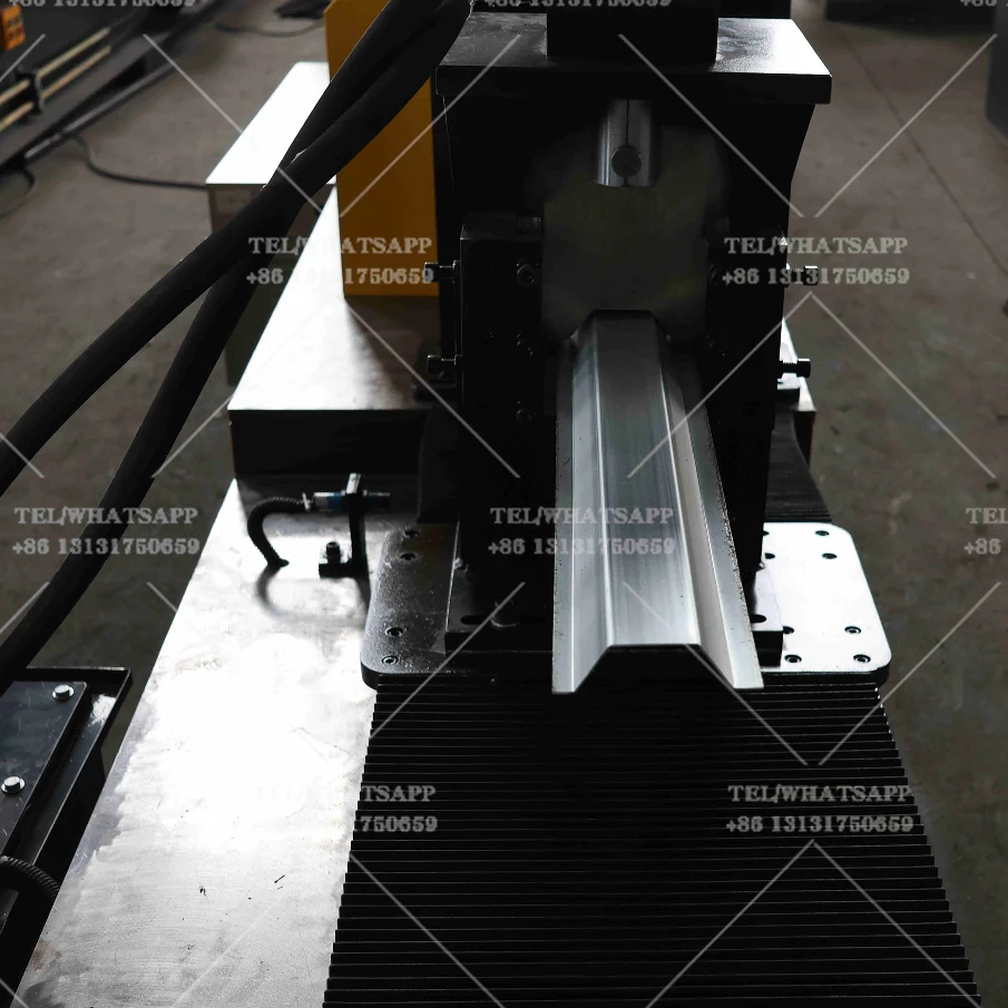 Metal Omega Top Hat Profile Ceiling Batten Furring Channel Roll Forming ...