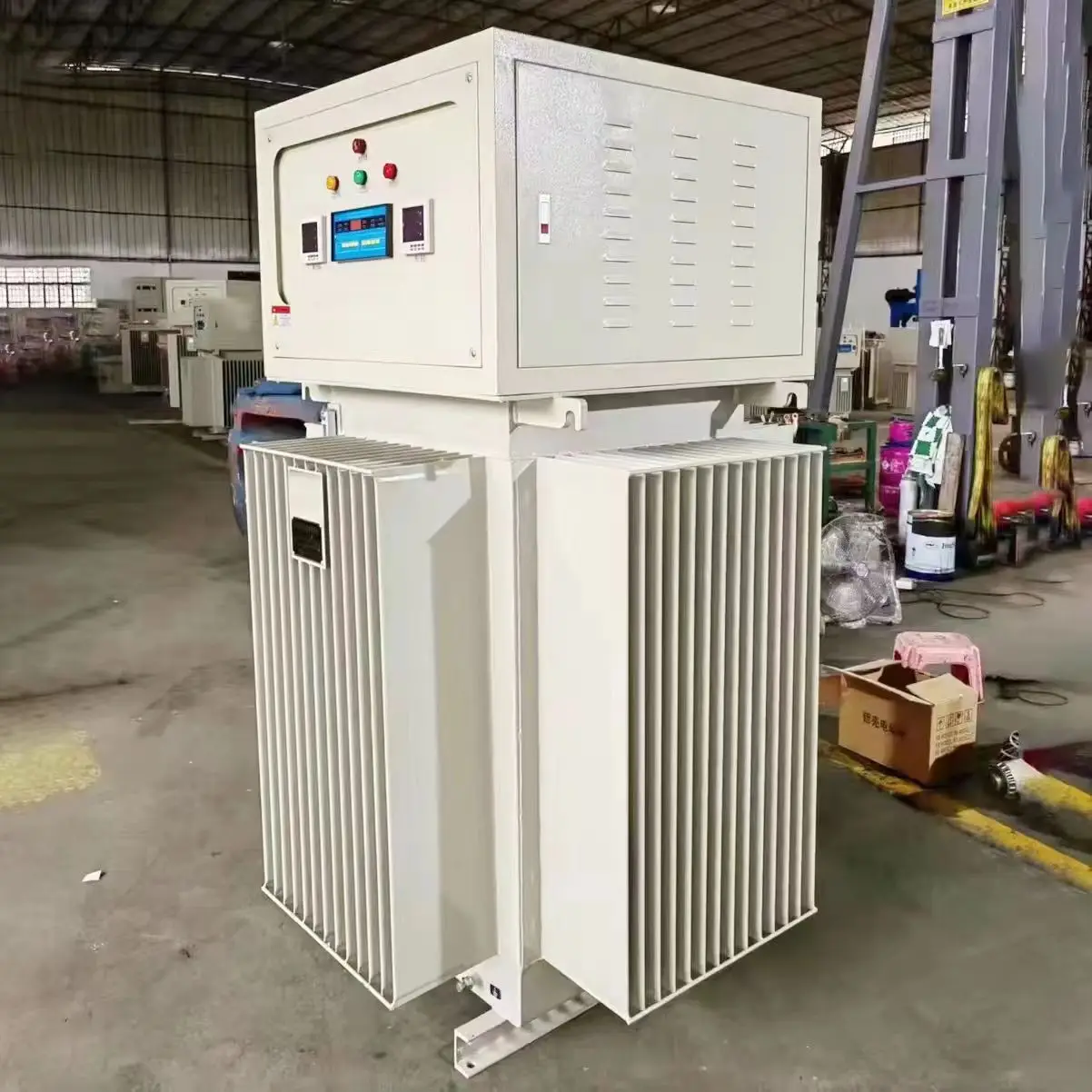 Three Phase Automatic Voltage Regulator Stabilizer 50hz Oil Base Cool ...