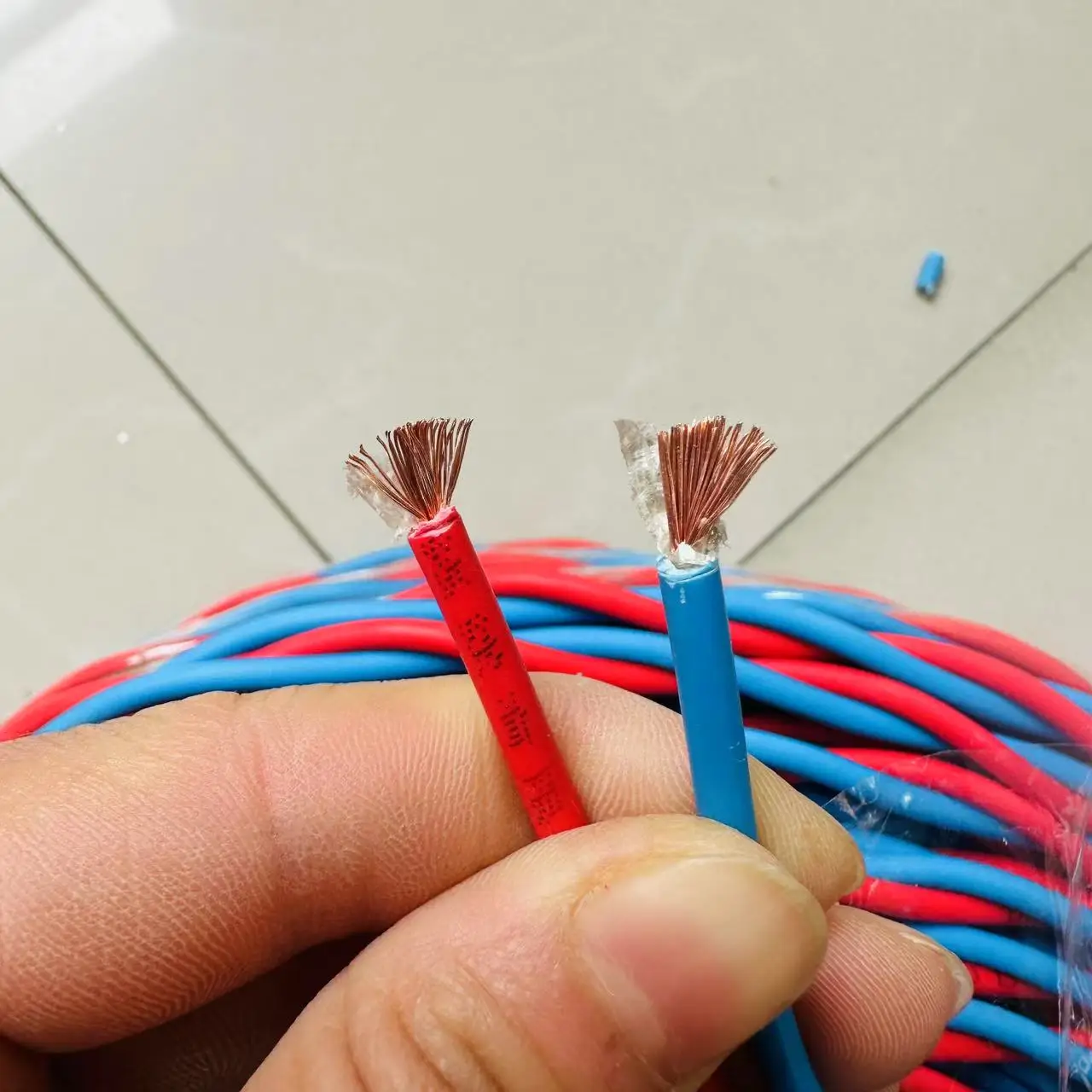 220V Stranded Copper Electrical Wire Cable 1.5/2.5/3mm Insulated PVC ...