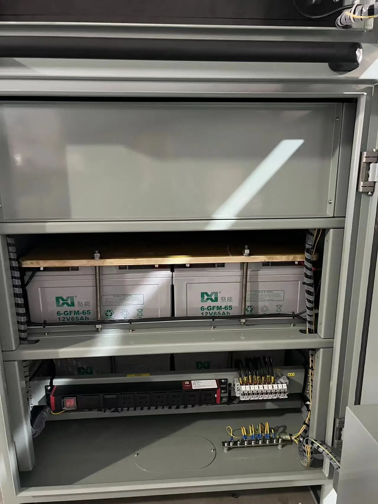 Weatherproof Telecom Equipment Electrical Outdoor Cabinet Enclosure For ...