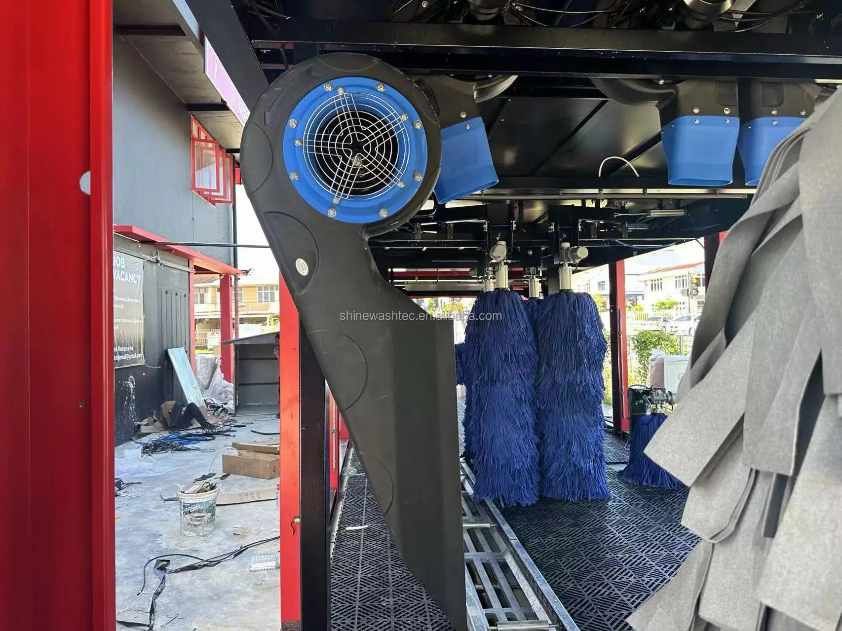 Alibaba.com: Industrial Brusher Full Automatic Car Washing Machine ...