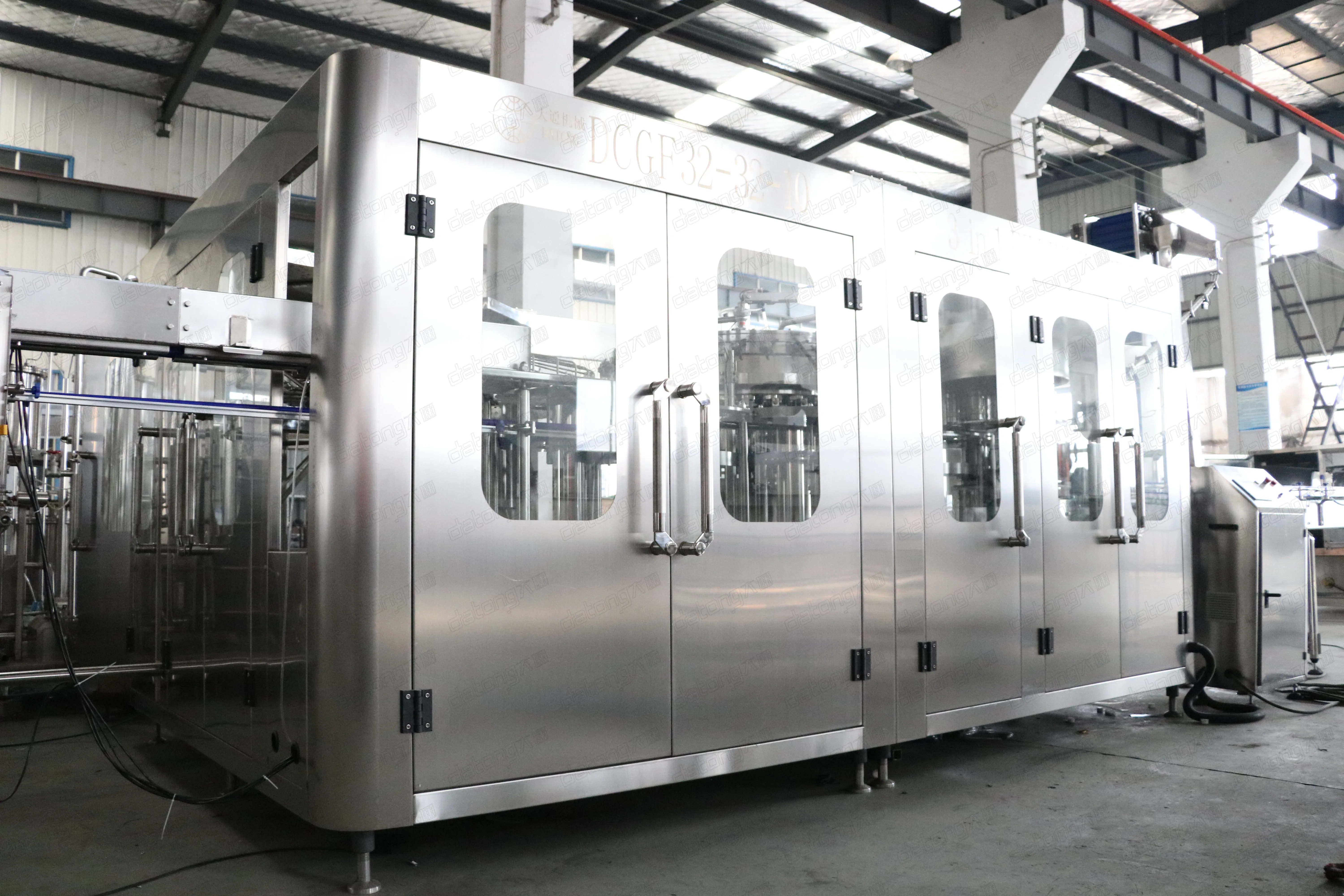 Carbonation Machine Soft Drink Carbonated Bottle Beverage Filling ...