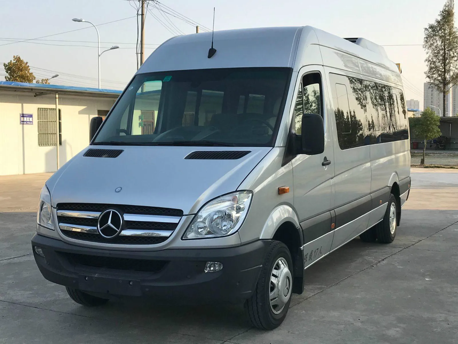 Used Mercedes Mini Van Benz Sprinter 17 Seats Mini Bus For Sale - Buy ...