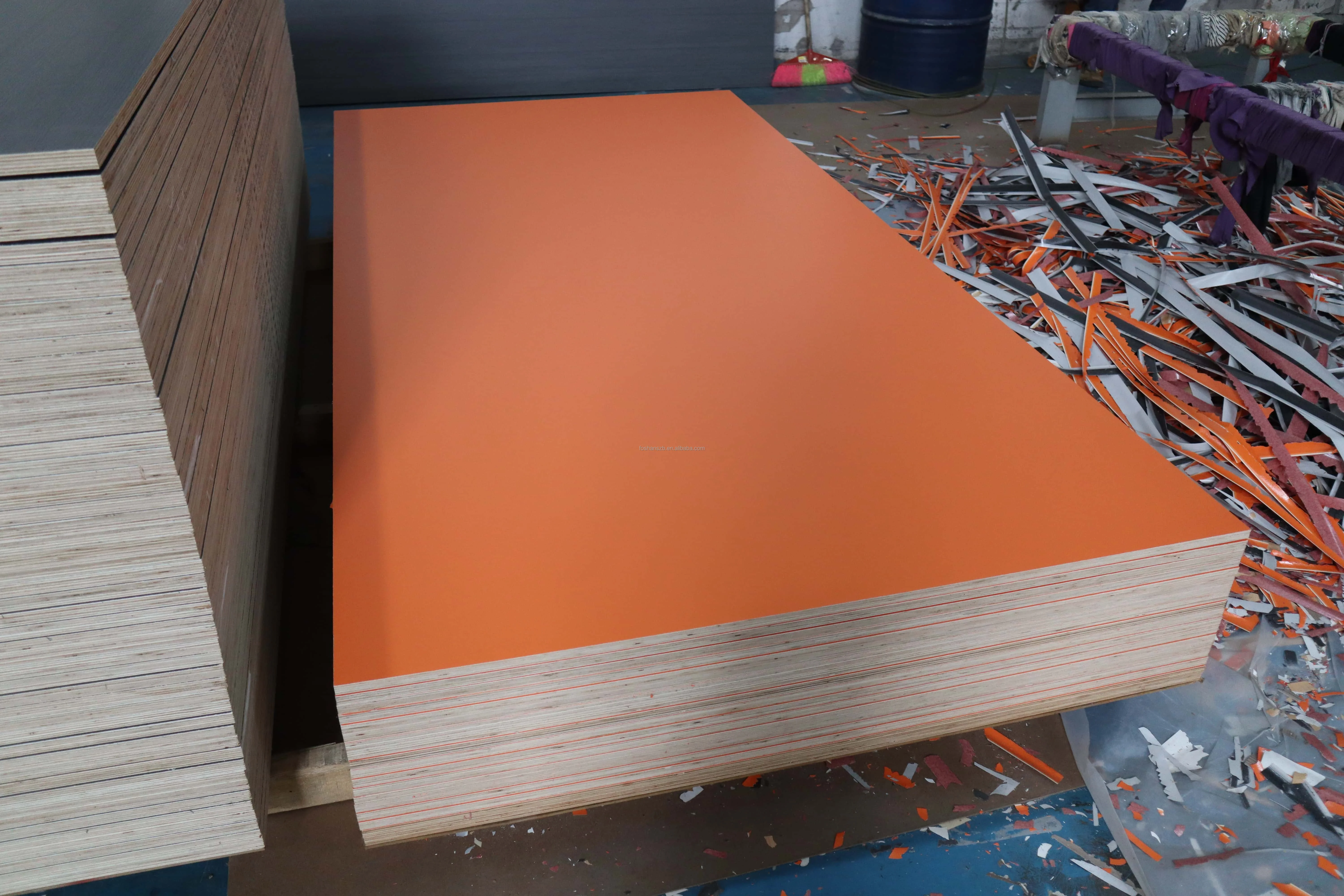 4x8 Laminated Board Plywood Sheets for Furniture & Construction