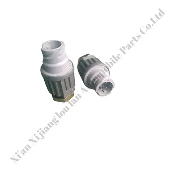 Shacman F2000 F3000 Truck Parts Brake Light Switch Dz93189582550 - Buy ...