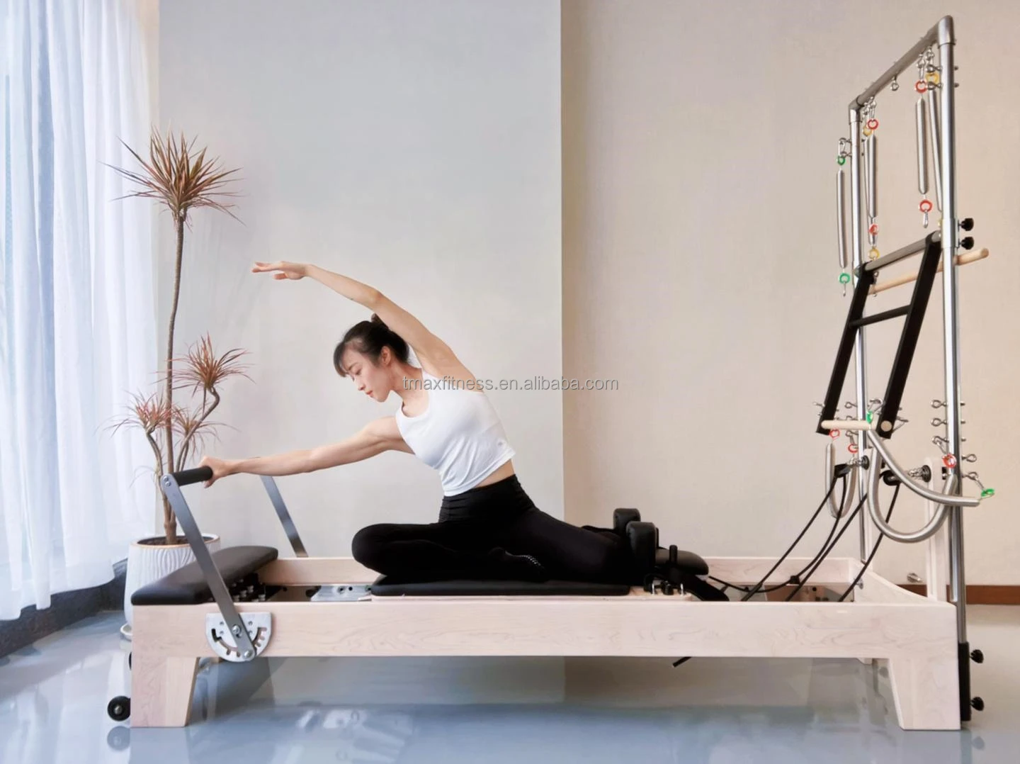 Pilates Bed Fitness Equipment Training Core Bed With Tower Half Trapeze ...