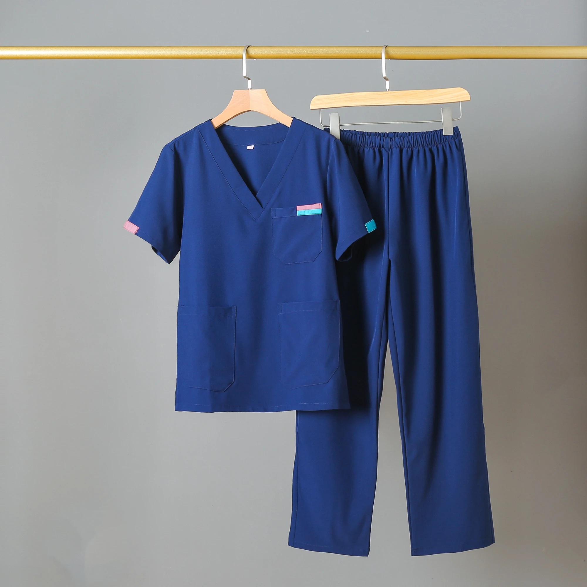 Custom Unisex V-Neck Scrub Uniform Set Anti-Wrinkle Beauty Medical Tops ...
