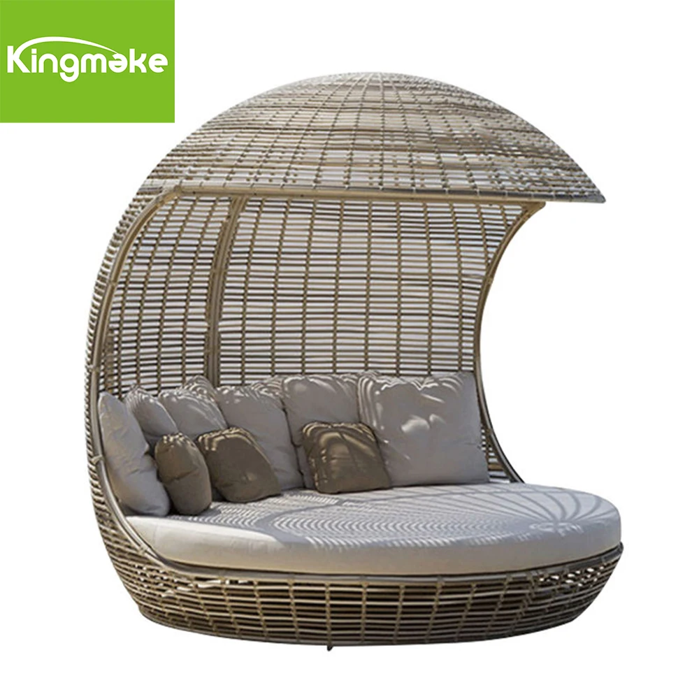 Outdoor Day Bed - Perfect for Poolside & Seaside Lounging
