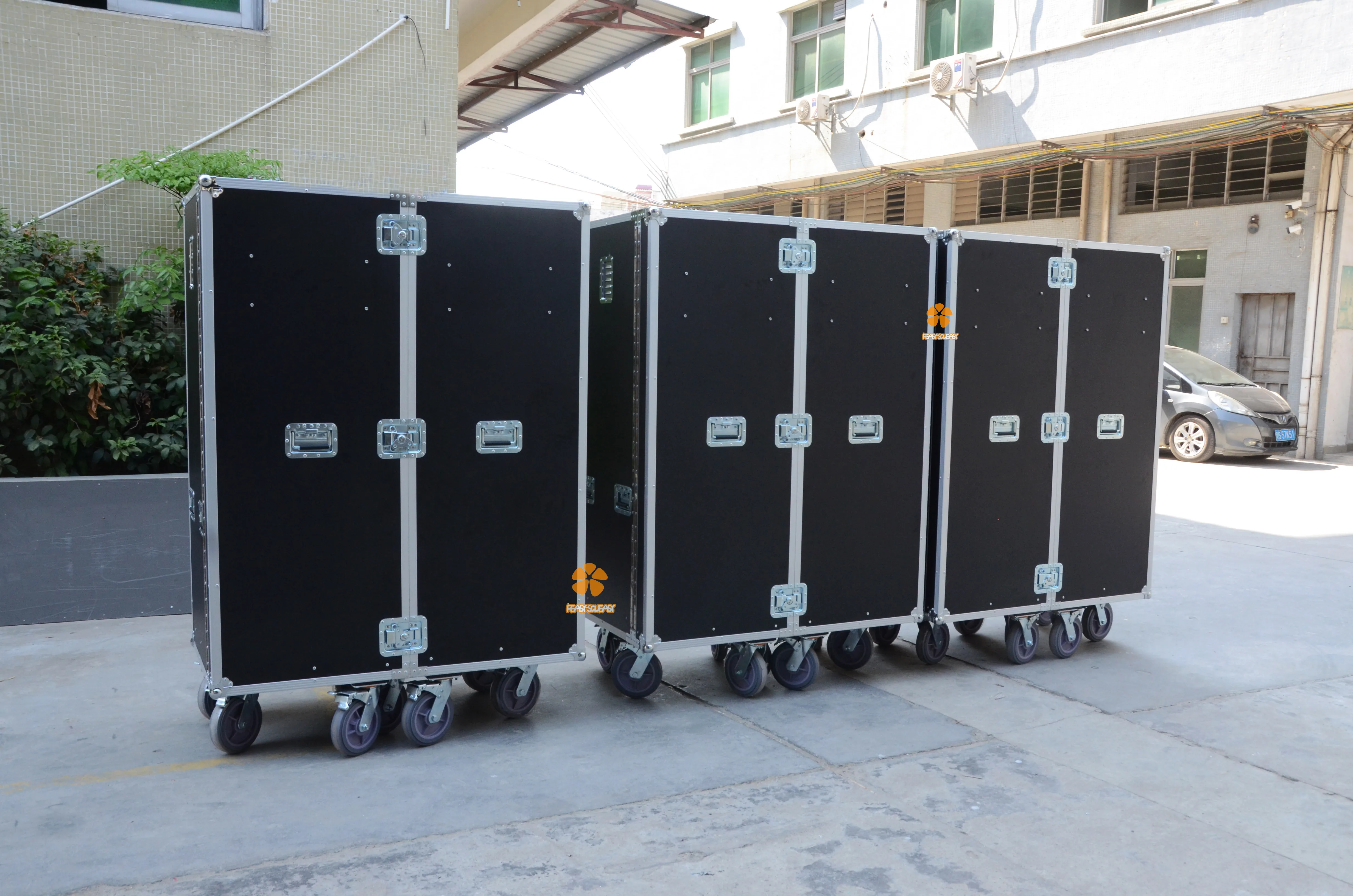 Western Horse Saddle Box Saddle Locker Equestrian Double Saddle Tack ...