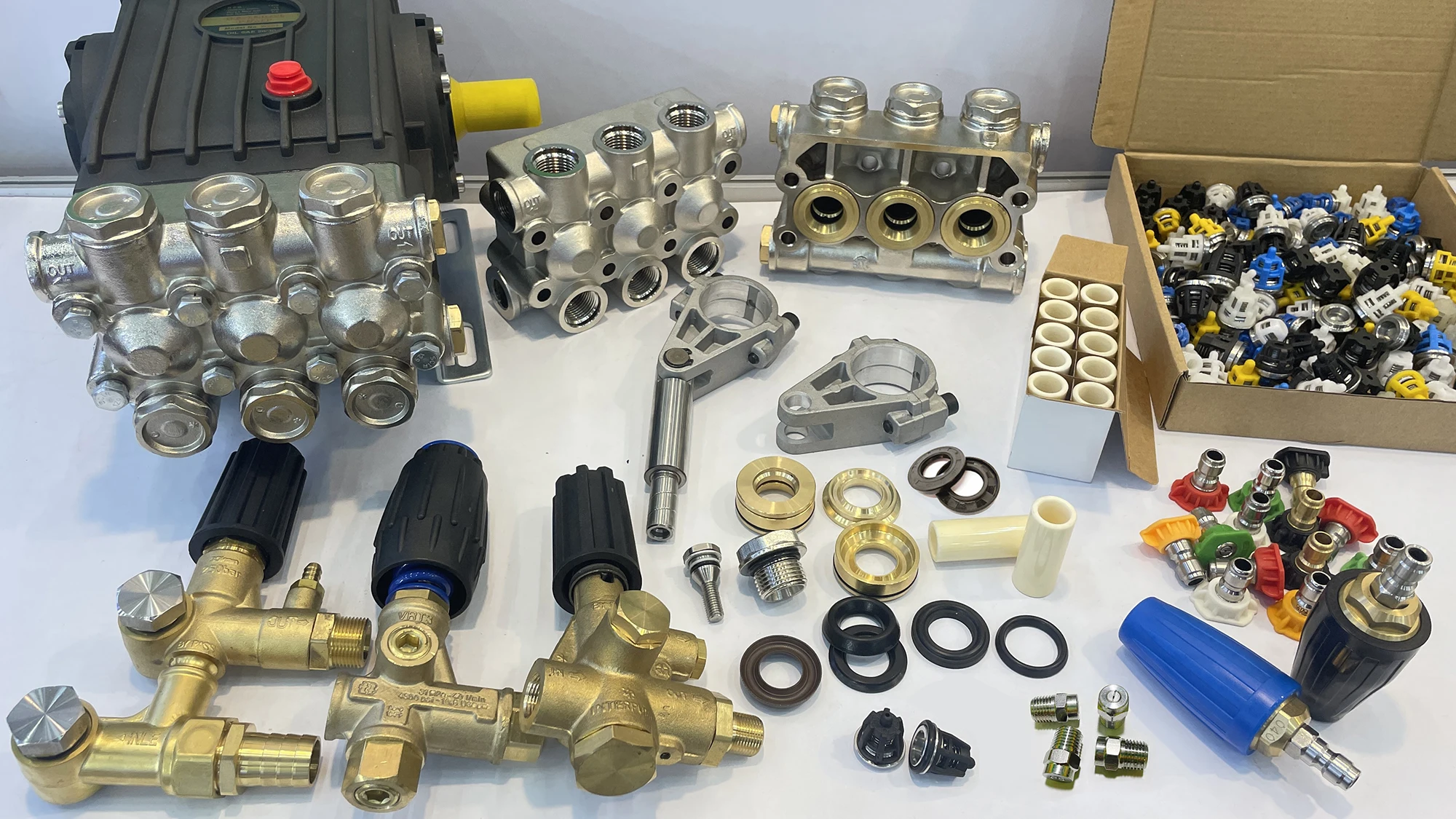 High Pressure Plunger Pump 250bar 15l/m - Inter Pump WS201