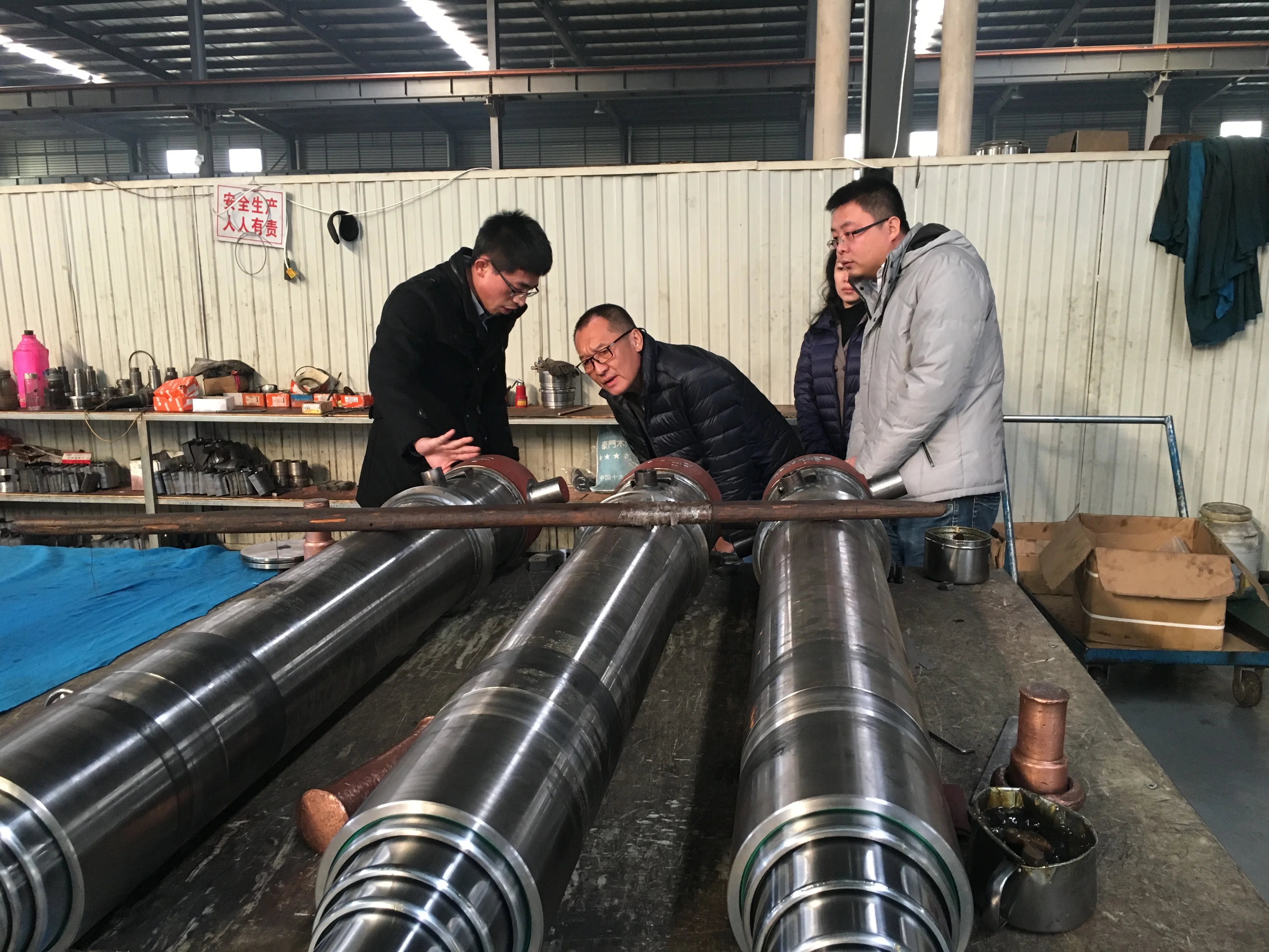 Different Types Manual Trunnion Hydraulic Cylinder With Foot Pedal ... Different Types Manual Trunnion Hydraulic Cylinder With Foot Pedal ...
