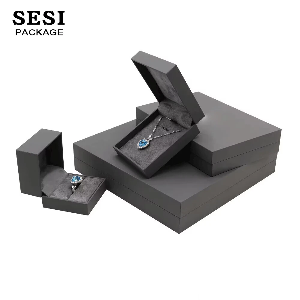 High End Jewelry Box - Custom Logo Leather Ring Box