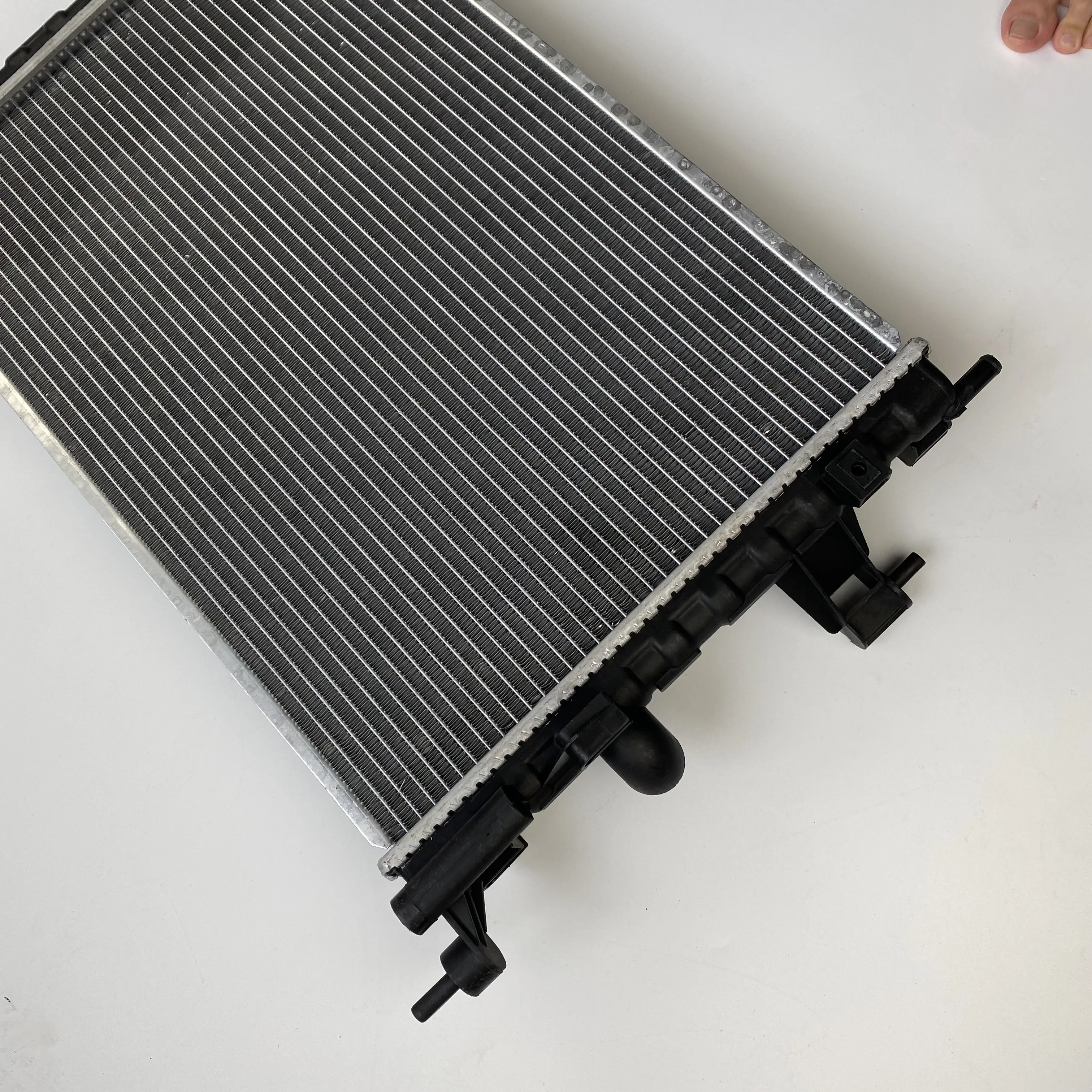 Auto Radiator for Opel Corsa C - OEM Replacement