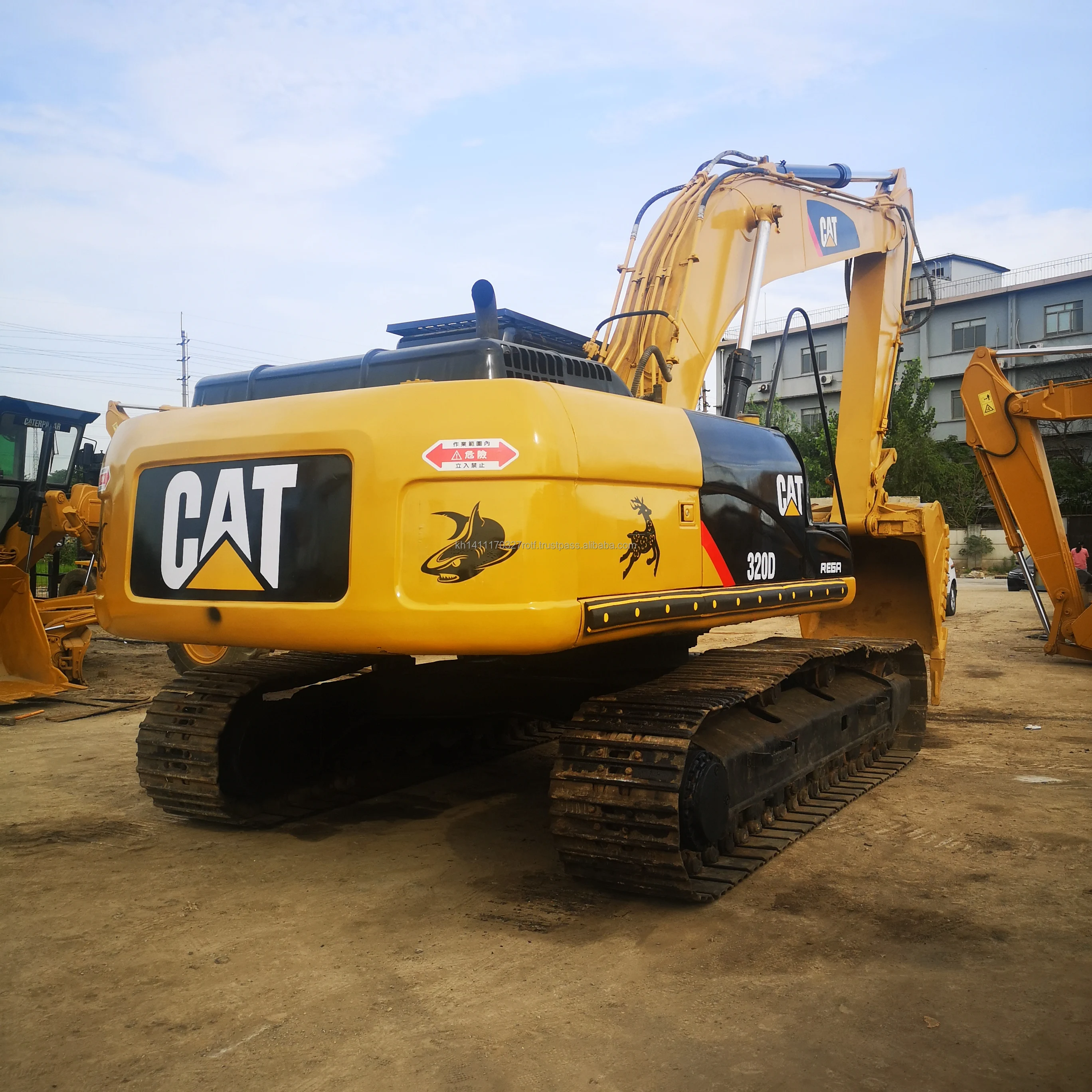 Japan Caterpillar 320d Earth Moving Shovel Cat 320d2 Crawler Excavator ...