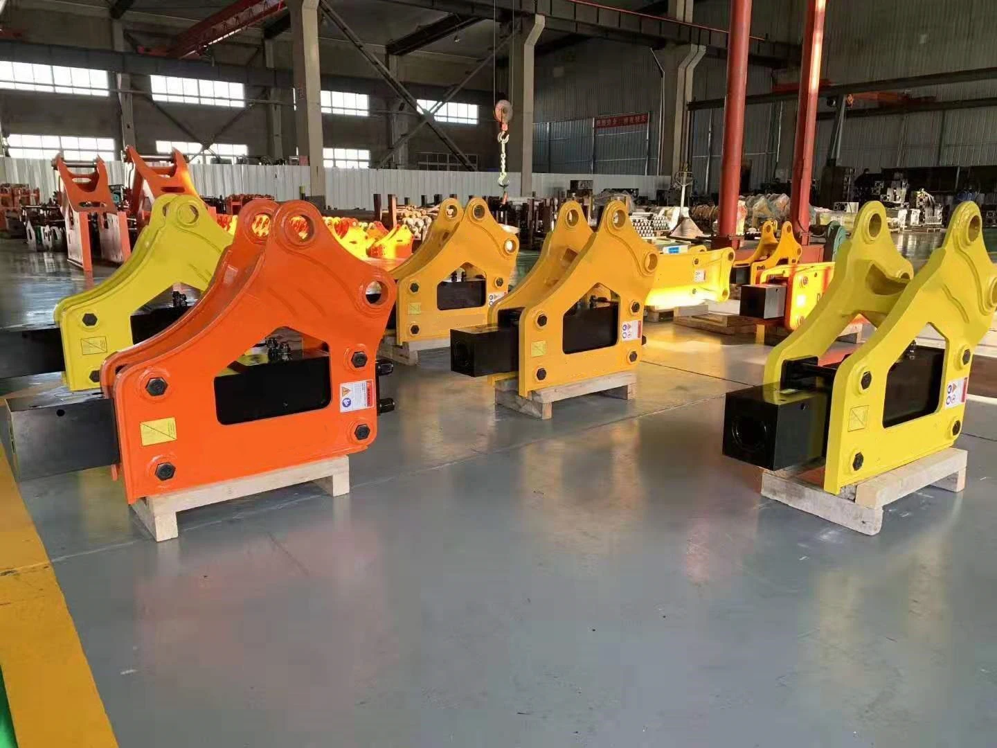 MONDE Excavator Hydraulic Breaker - Durable & Efficient