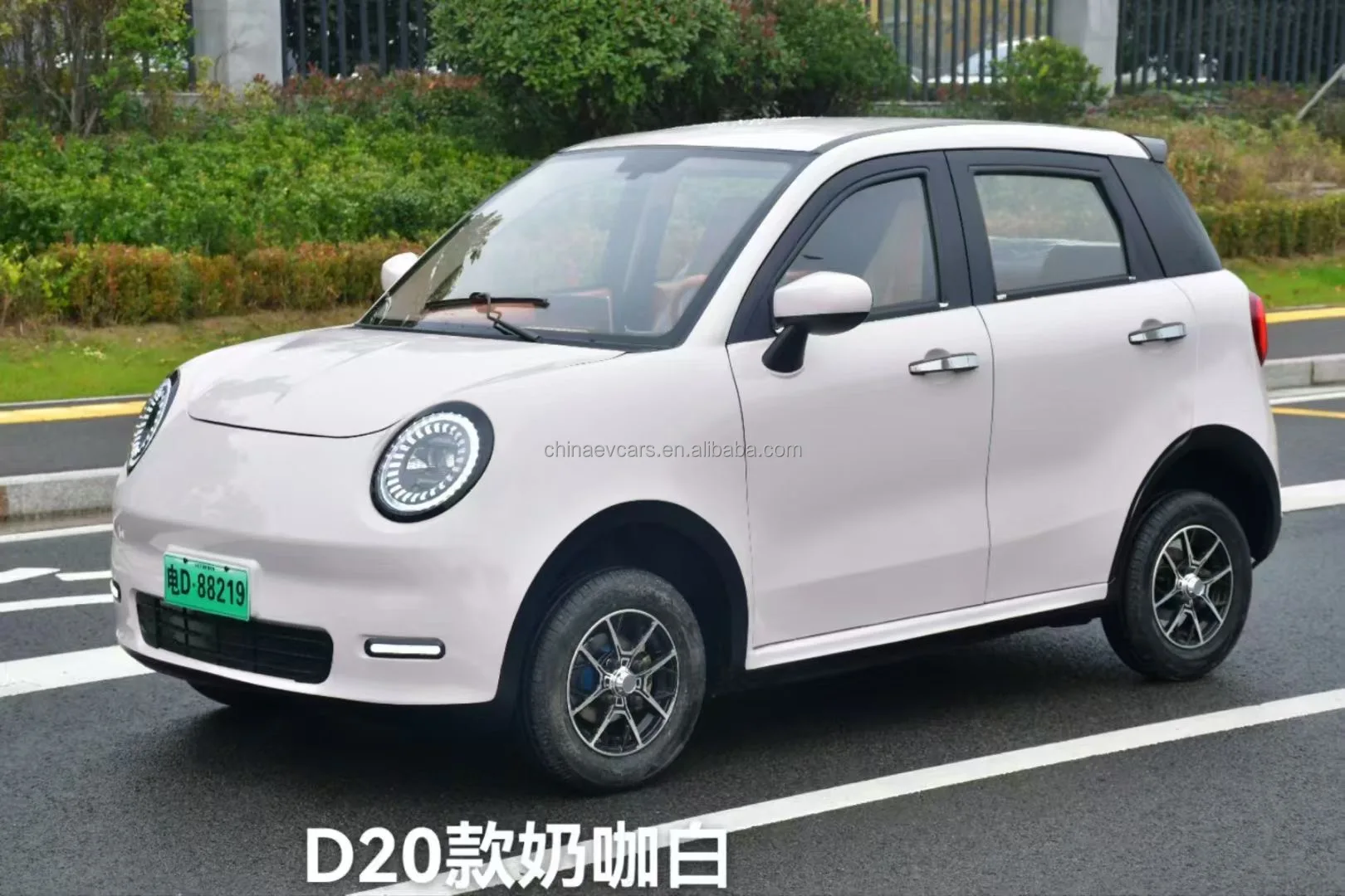 4-wheel Electric Car - High-Speed Mini EV with Certificate