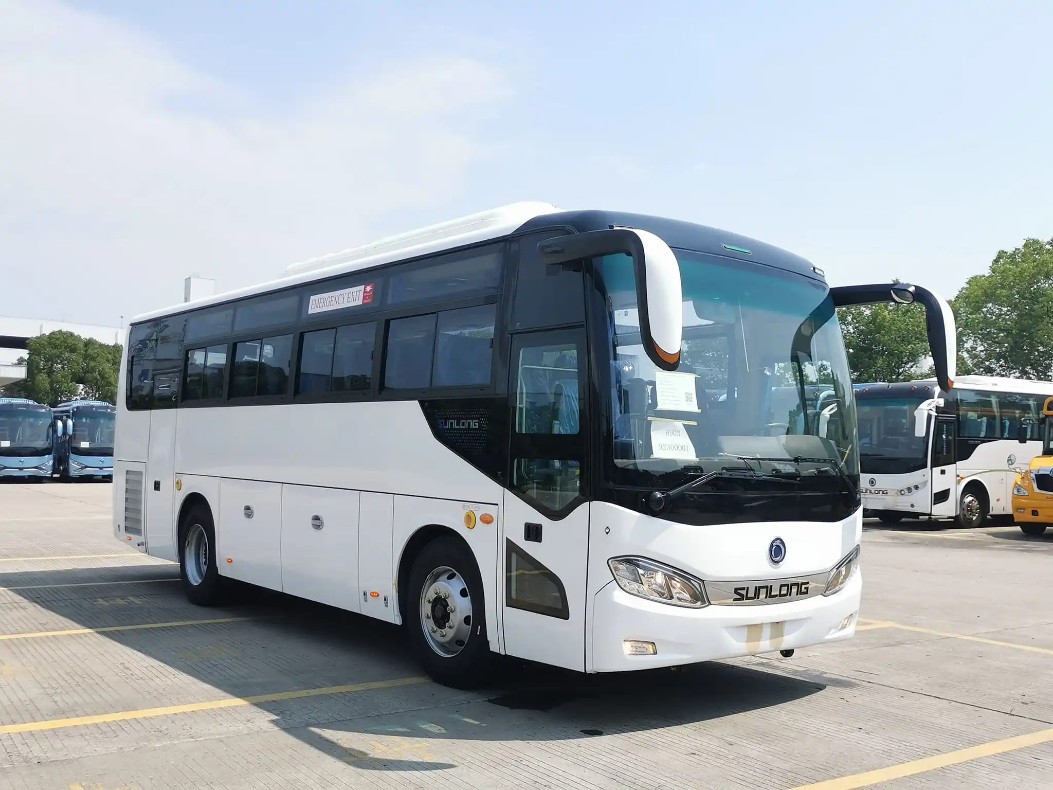415km Long Range Electric Coach Bus - 24-42 Seats CATL Battery