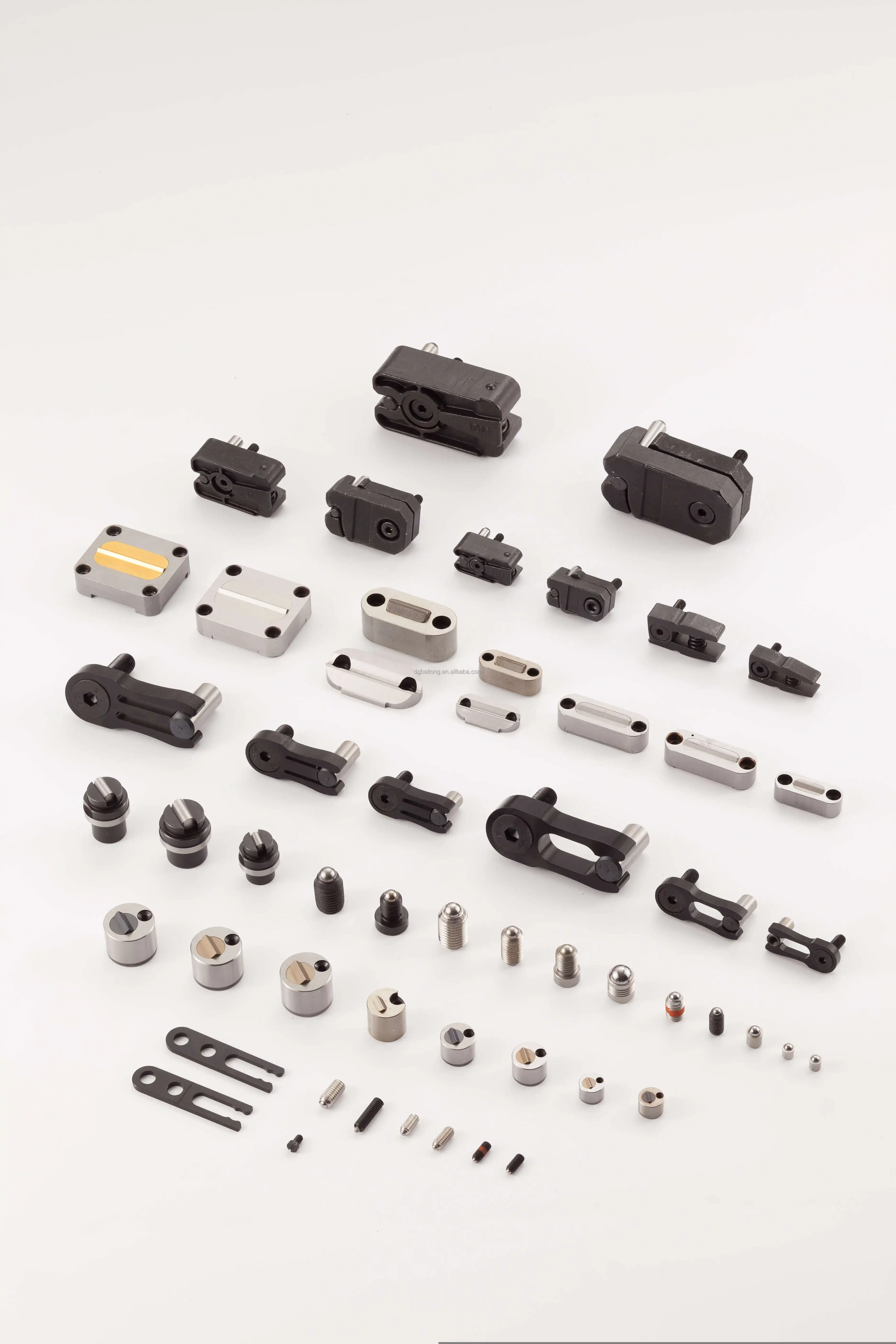 DME CUMSA Standard Cnc Plastic Injection Molds Slide Retainer Custom ...