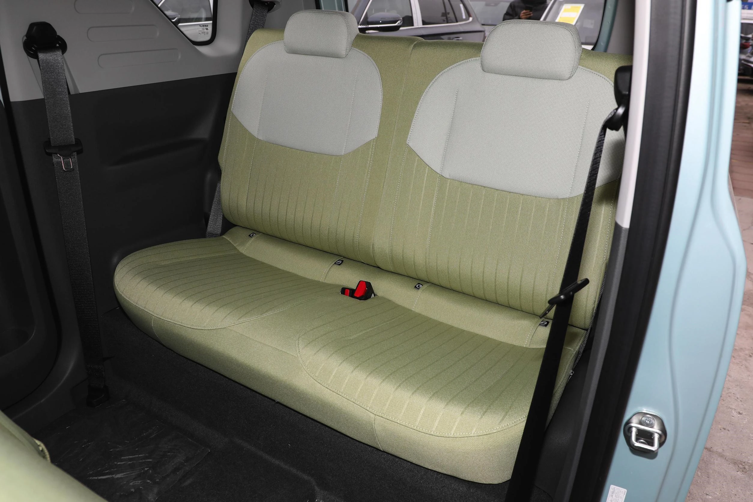 Geely LC Panda Electric Car: Compact & Affordable 200km Mini EV for ...