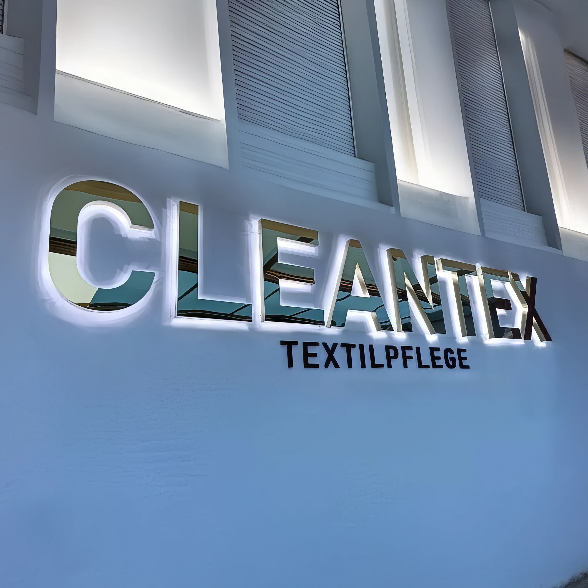 Custom outdoor led channel letter sign letter acrylic light up logo 3d ...