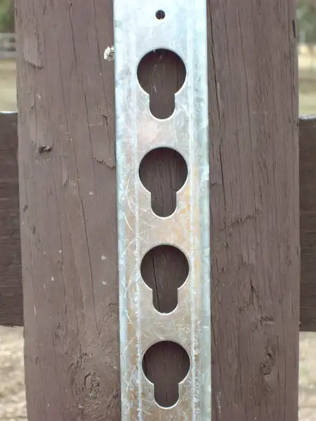 Stainless Steel Keyhole Tracks for Horse Show Jumping