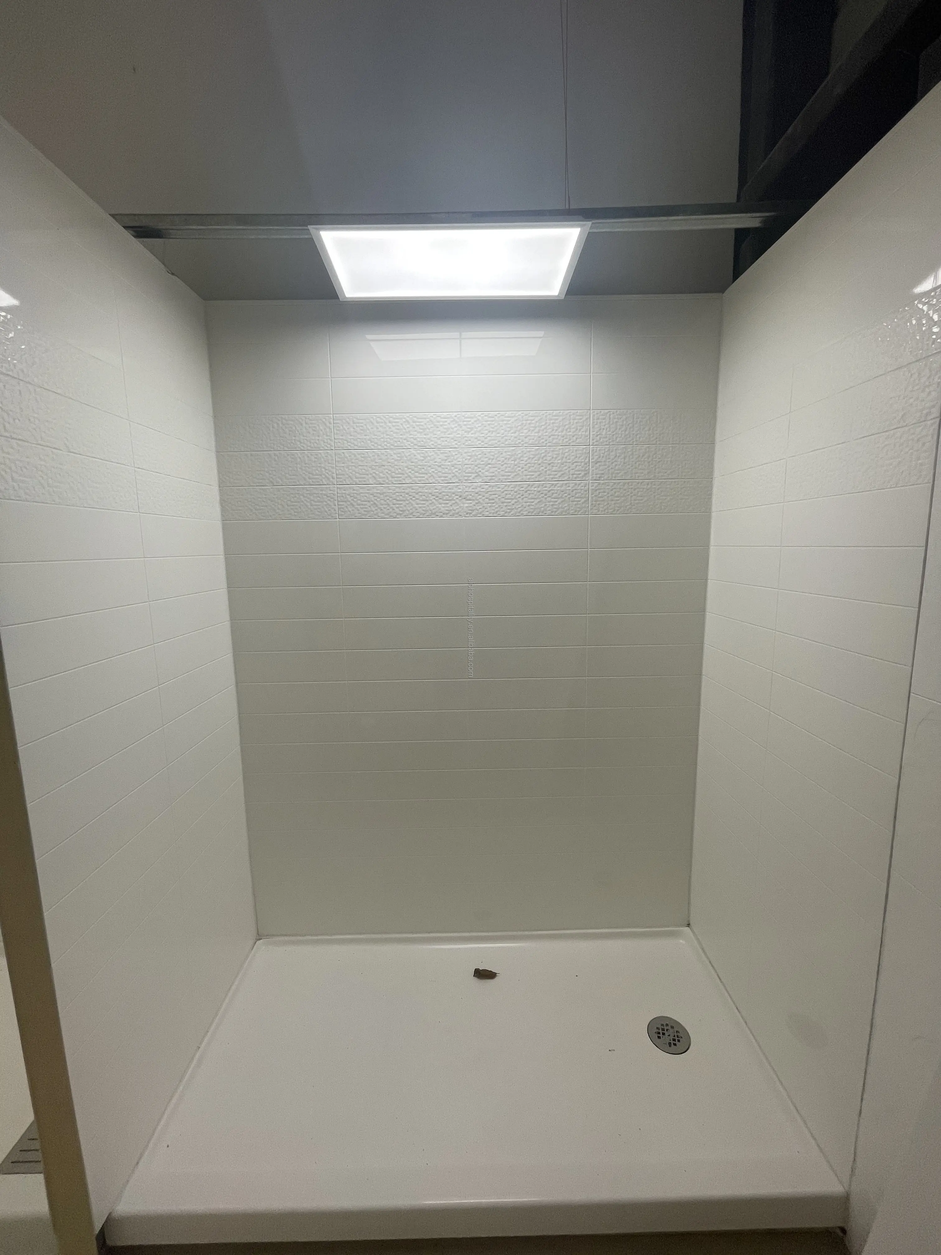 4''x15'' Confetti Pattern Solid White Cultured Marble Tub Surround ...