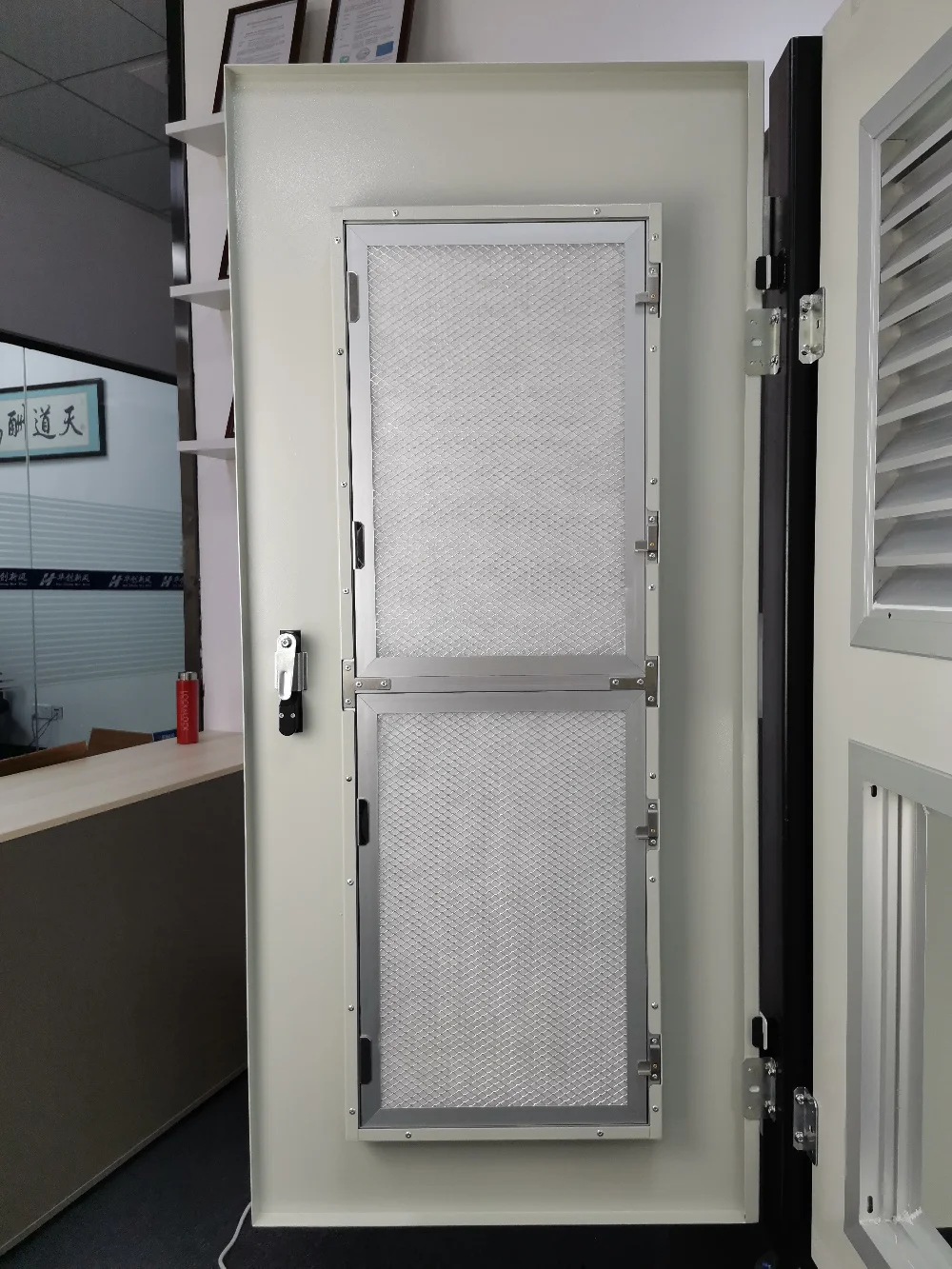 Power Distribution Cabinet Aluminum Louver Dust Proof Photovoltaic ...