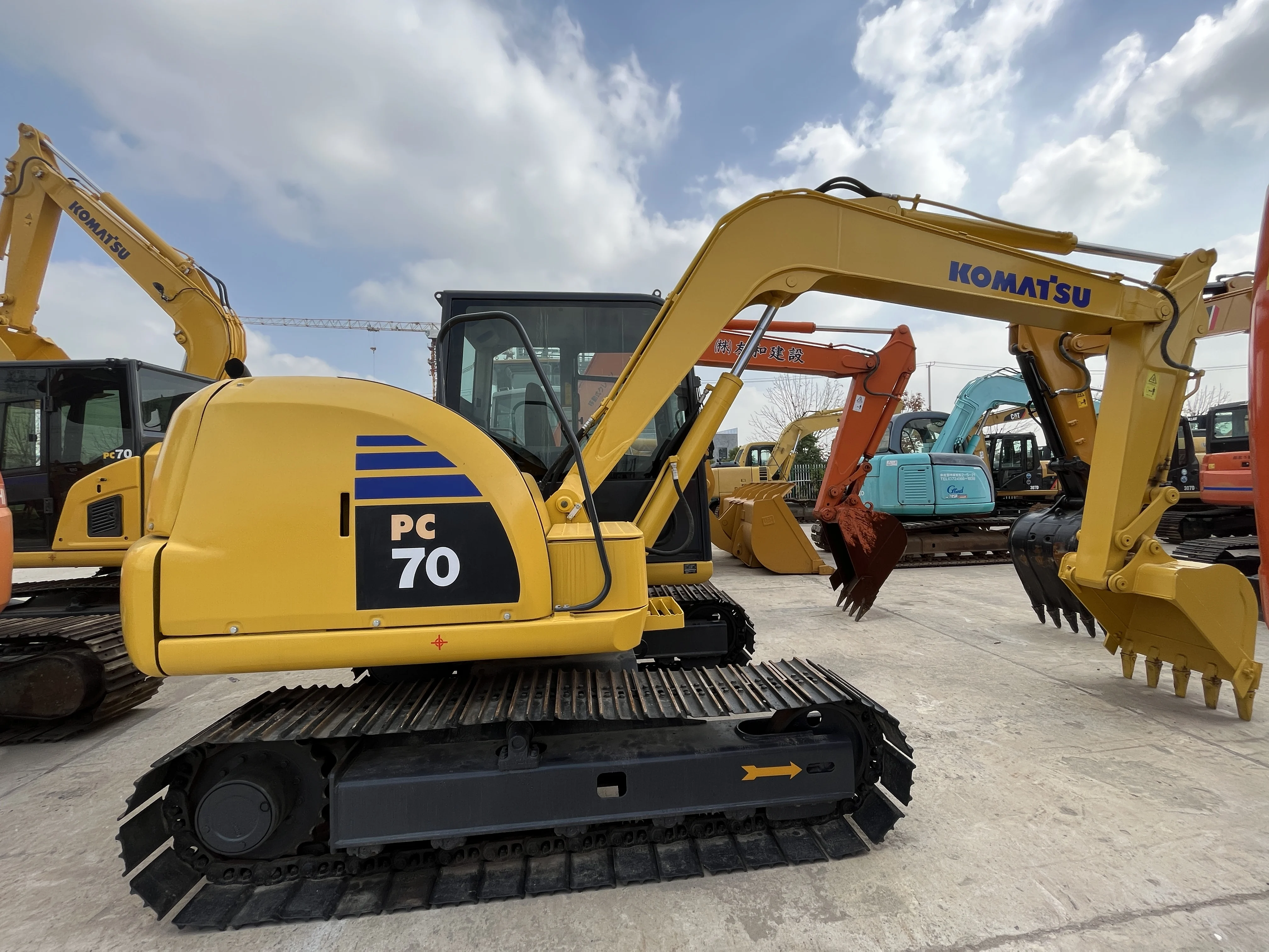 Caterpillar 320GC Excavator for Sale - Low Price & High Performance