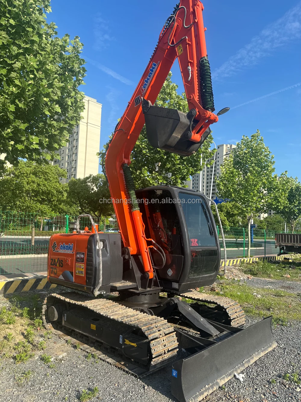 Used Excavator Japan Brand HITACHI ZX70 Zaxis 70 Zx 7tons 60 6tons ...