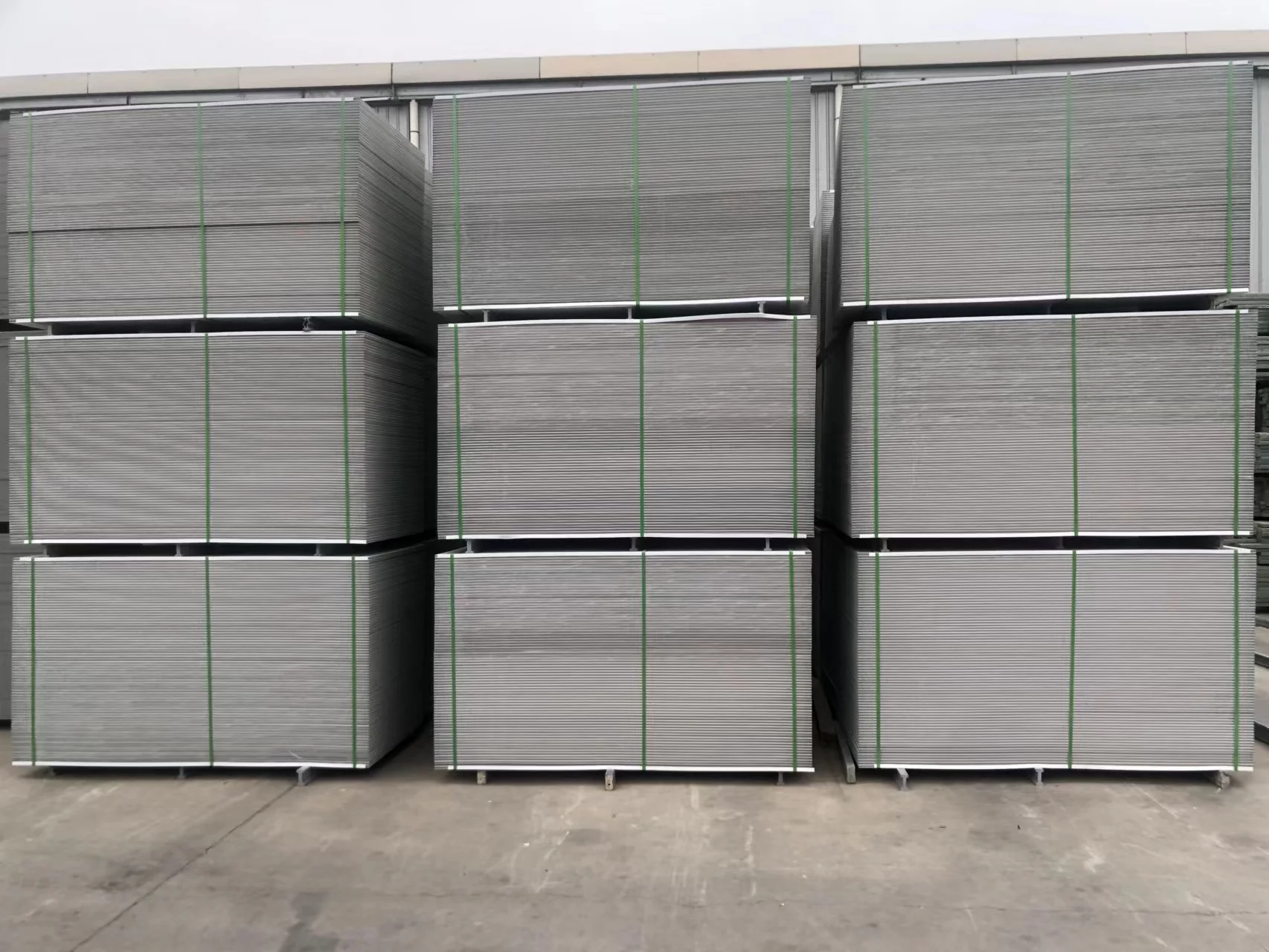 Decorative Precast Concrete Wall Fence Form Concrete Pip Styrofoam Wall ...