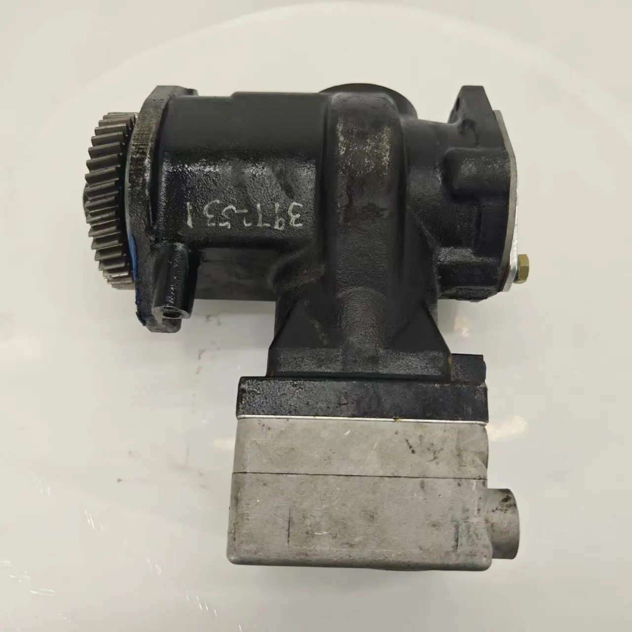 For Cummins 6ct Diesel Engine Parts Air Compressor 3972531 4929623 ...