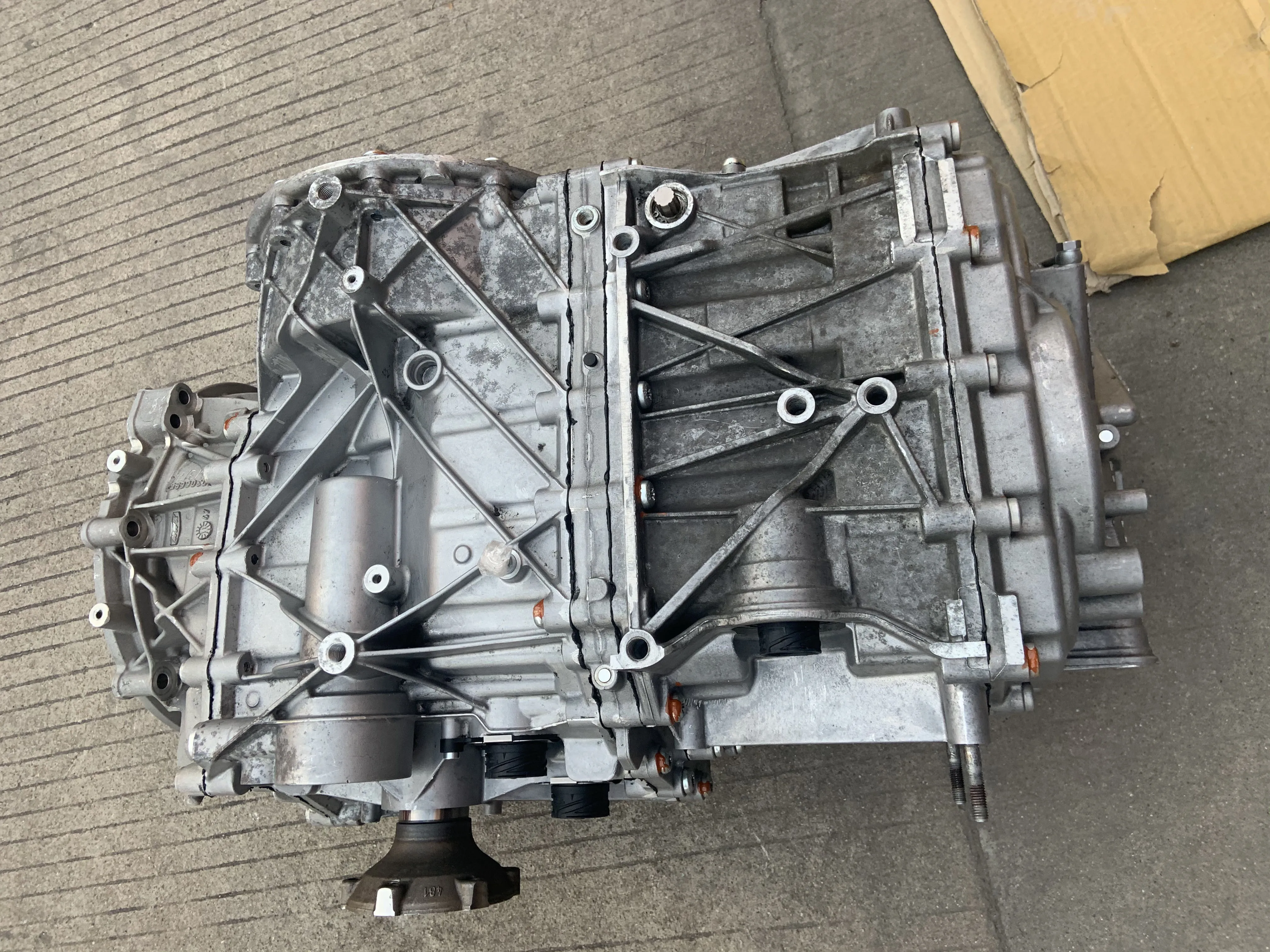 法拉利458 F12 Ff加州t原始设备制造商70004184 70004185的正品变速箱 - Buy 原始自动变速器,汽车传动系统法拉利 ...