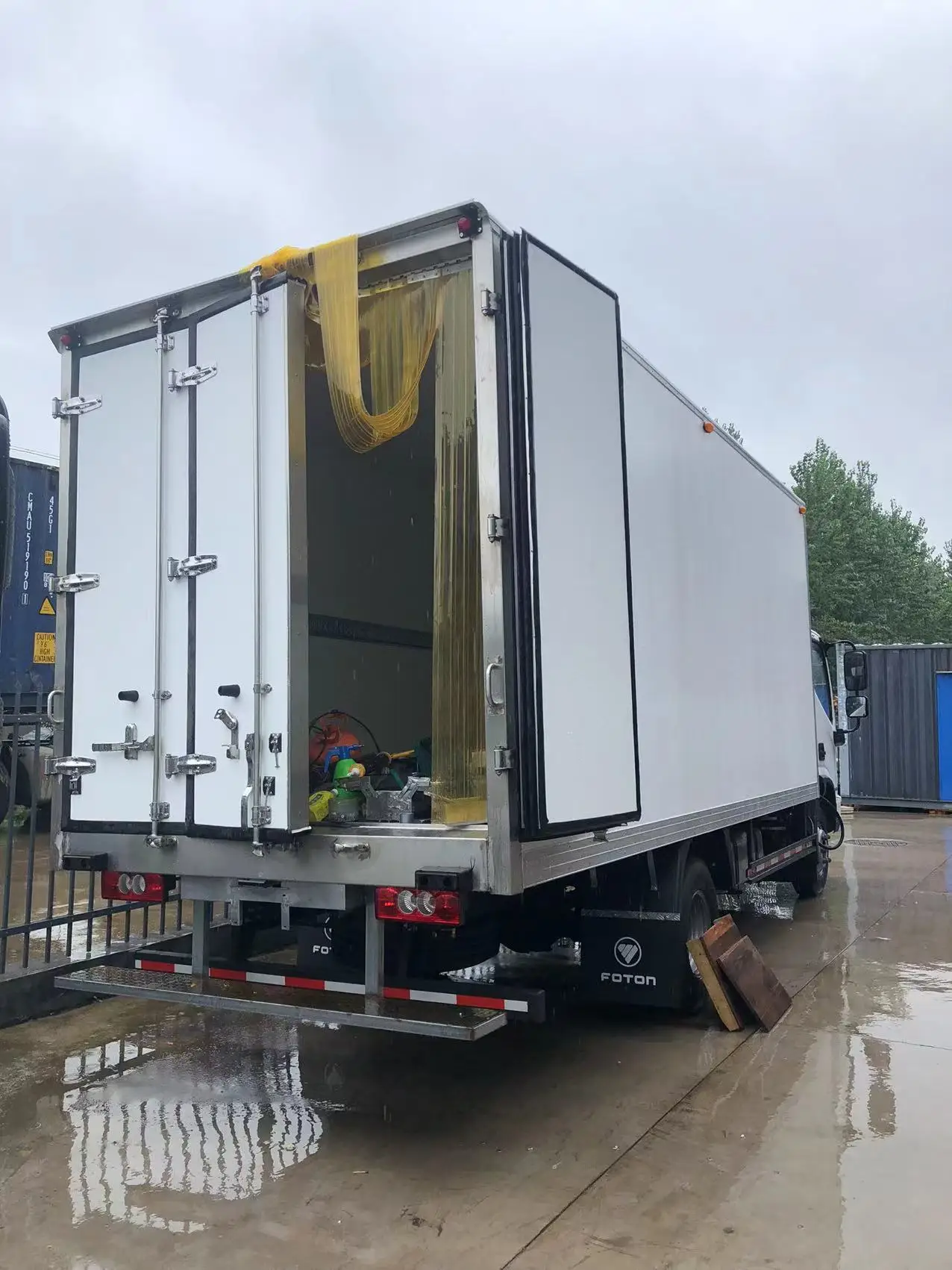 Ckd/skd Refrigerated Truck Box Insulated Truck Body Freezer Truck Box ...