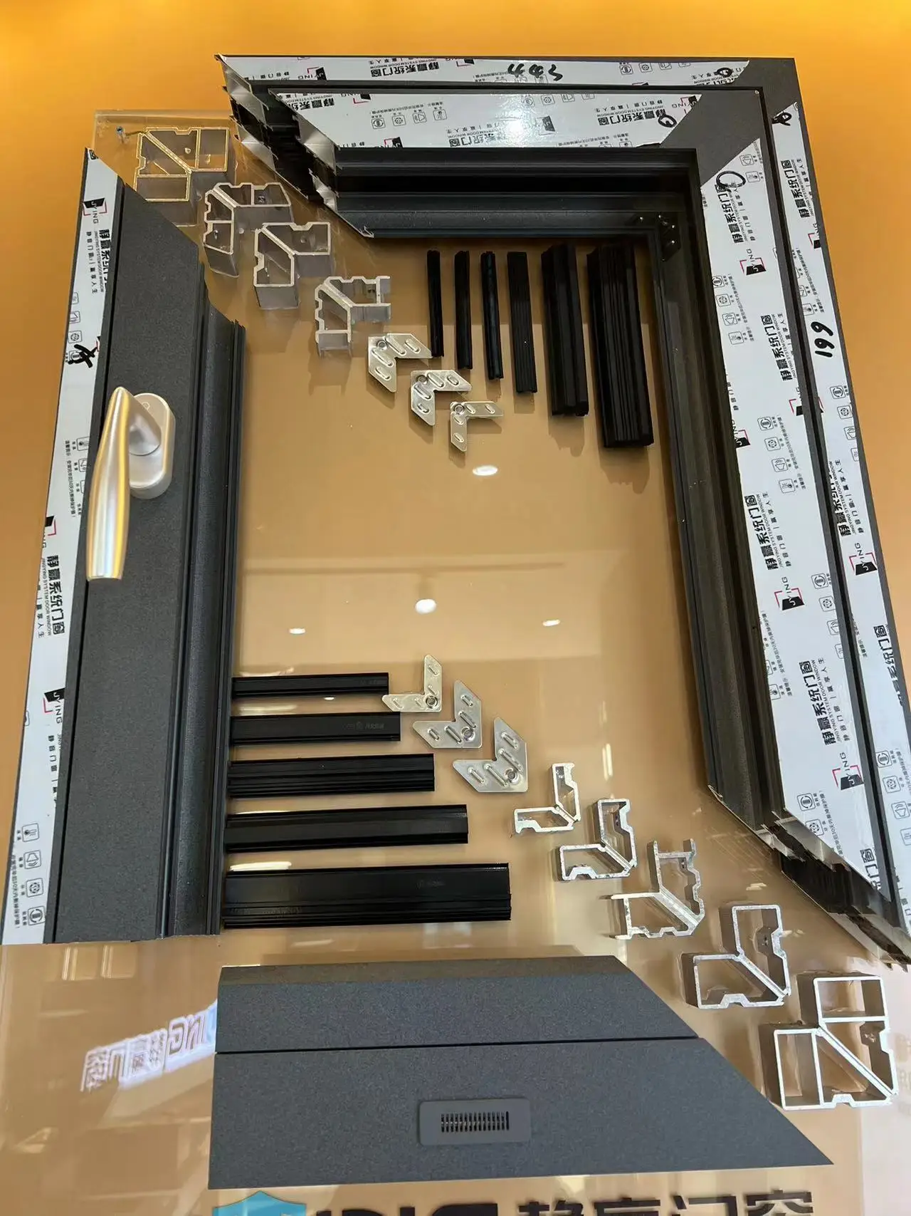 Custom Push-pull/casement Windows Double Glass Tilt And Swivel Windows ...