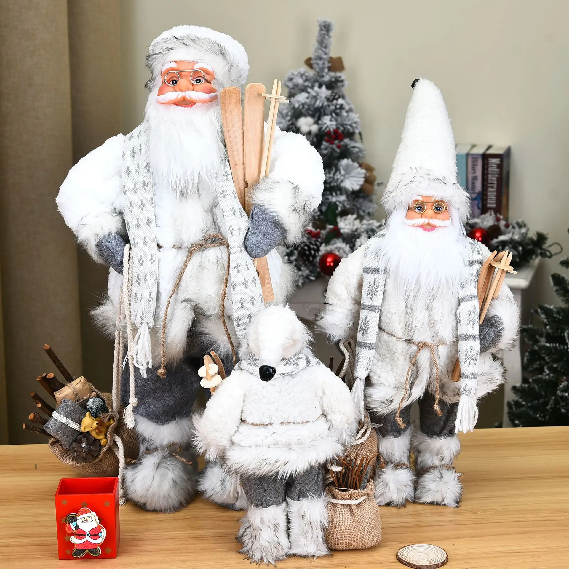 Handmade Santa Claus Figurines - Perfect Christmas Decor