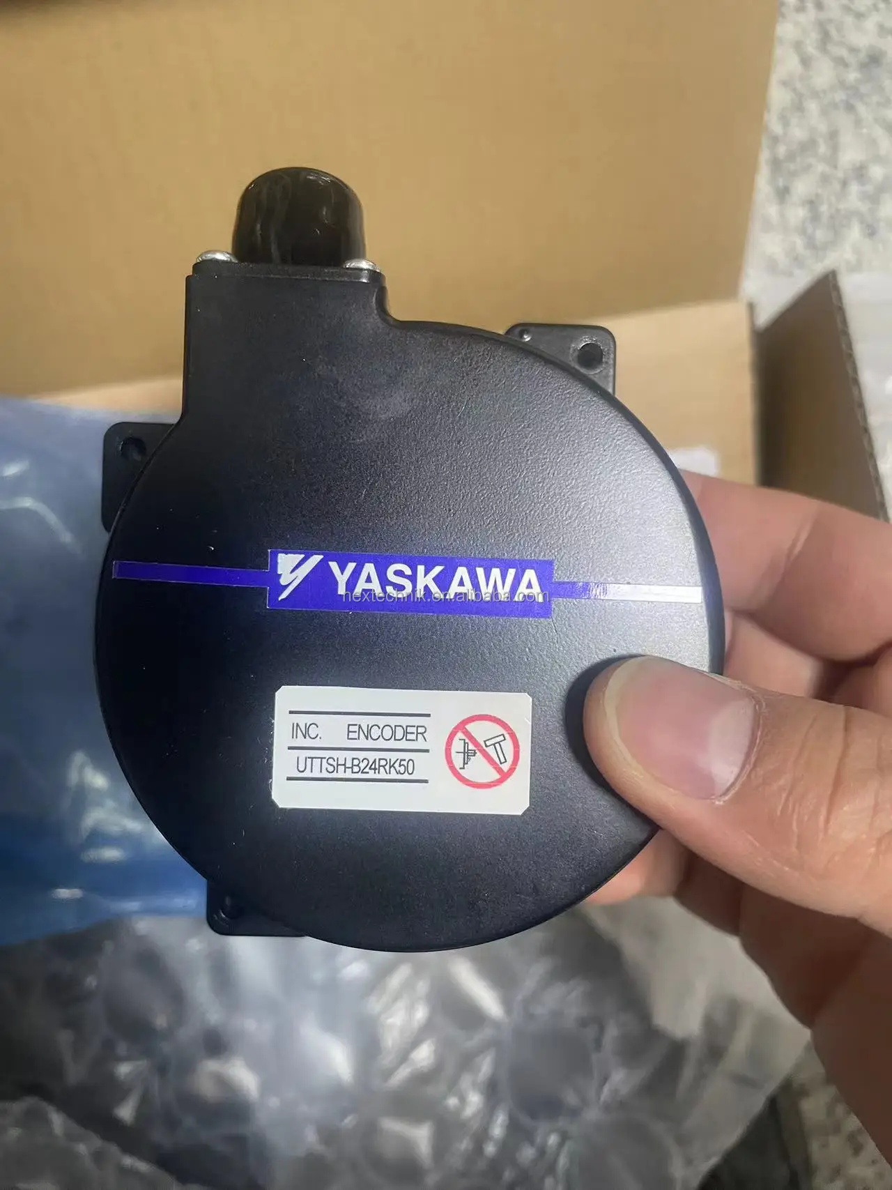 Original Yaskawa Encoder UTTSH-B-24-RK50 for Industrial Use