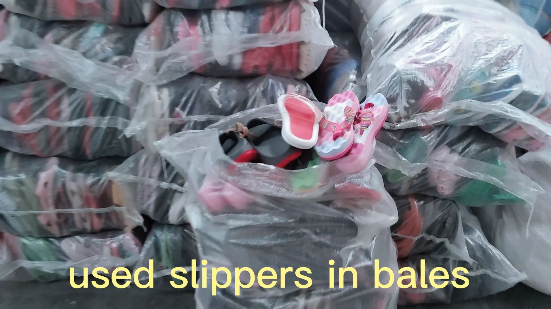 Wholesale Mixed Used Shoes Bale Adults And Kids Summer Rubber Slippers ...