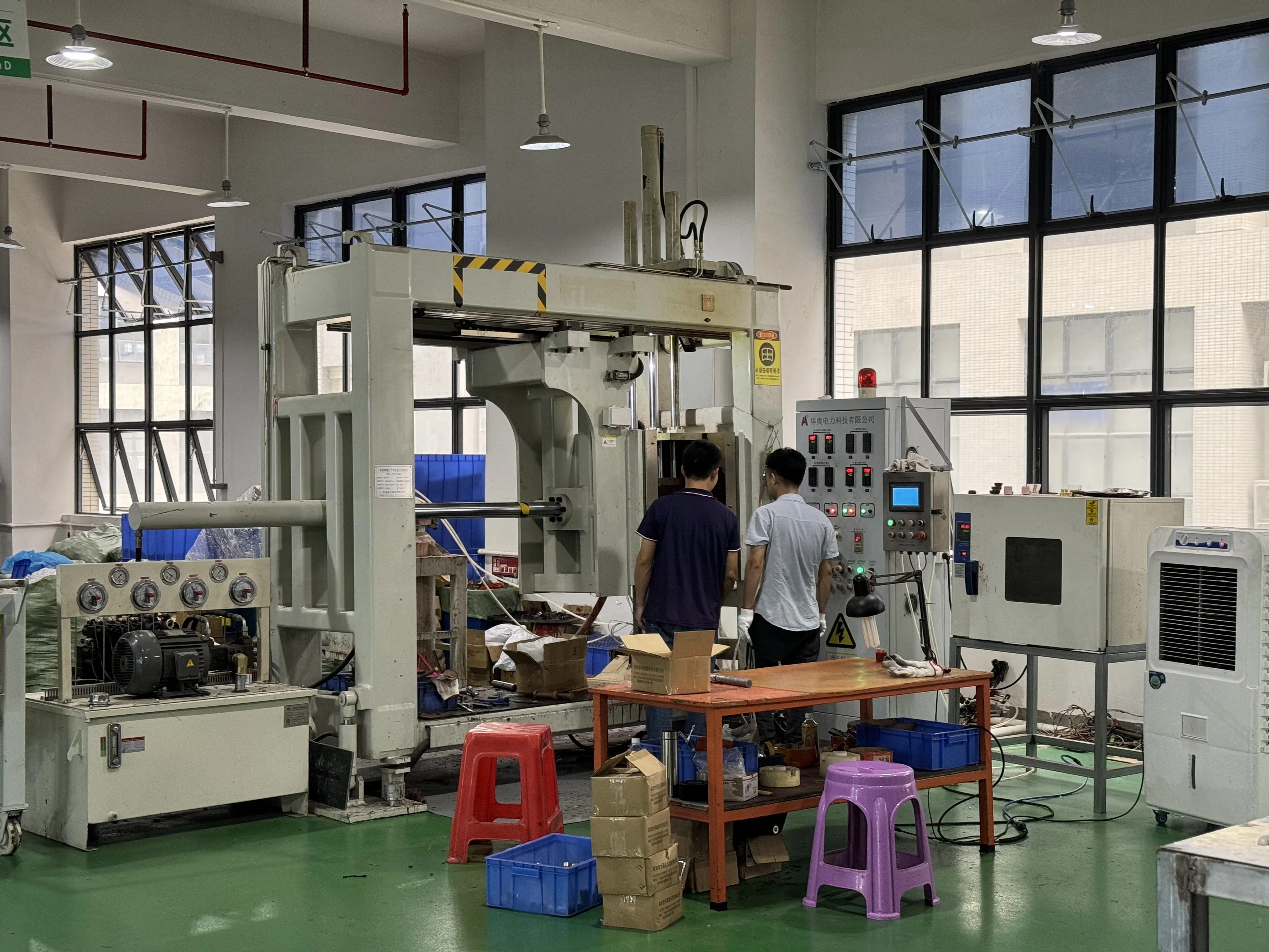 15kV 200A Loadbreak Feedthru Insert Bushing Insert Loadbreak Portable ...