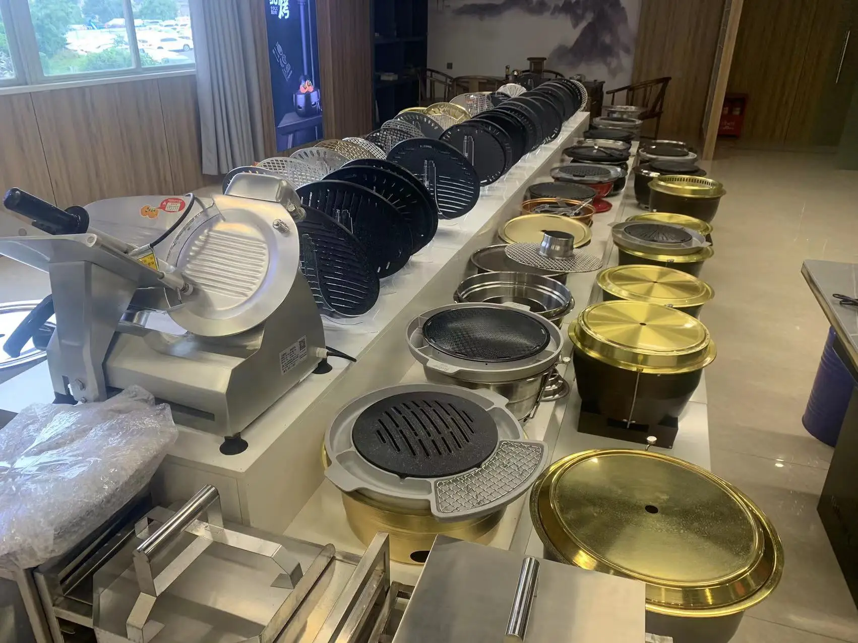 Korean Charcoal Grill - Efficient Rotating BBQ Machine