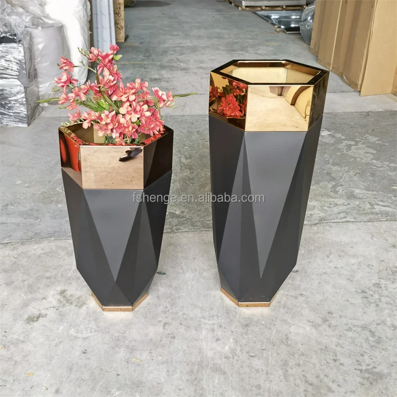 Modern luxury big outdoor flower pot / gold plant pot planter large ...